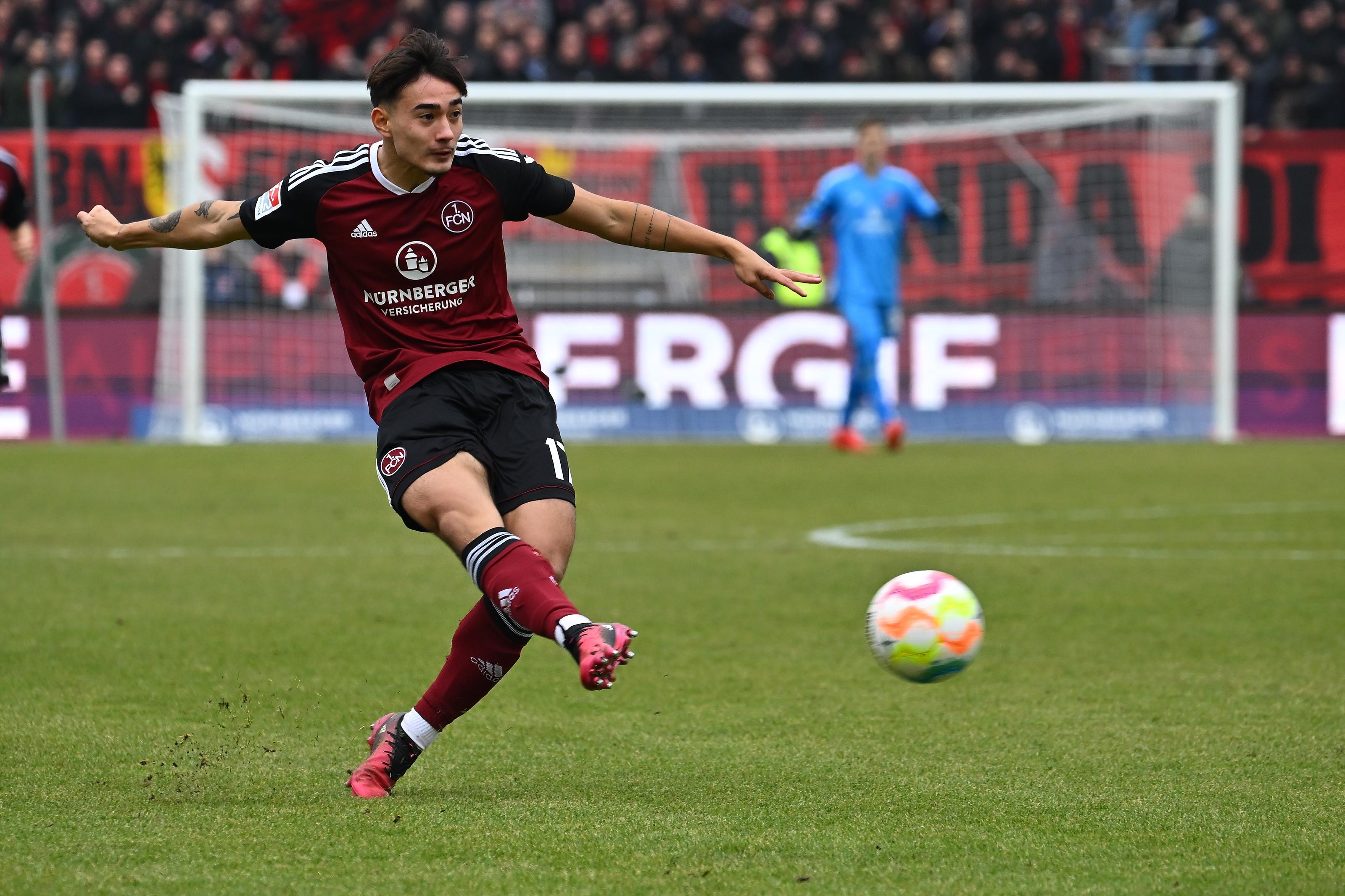 1. FC Nürnberg: Trainer Markus Weinzierl setzt auf den jungen Jens Castrop