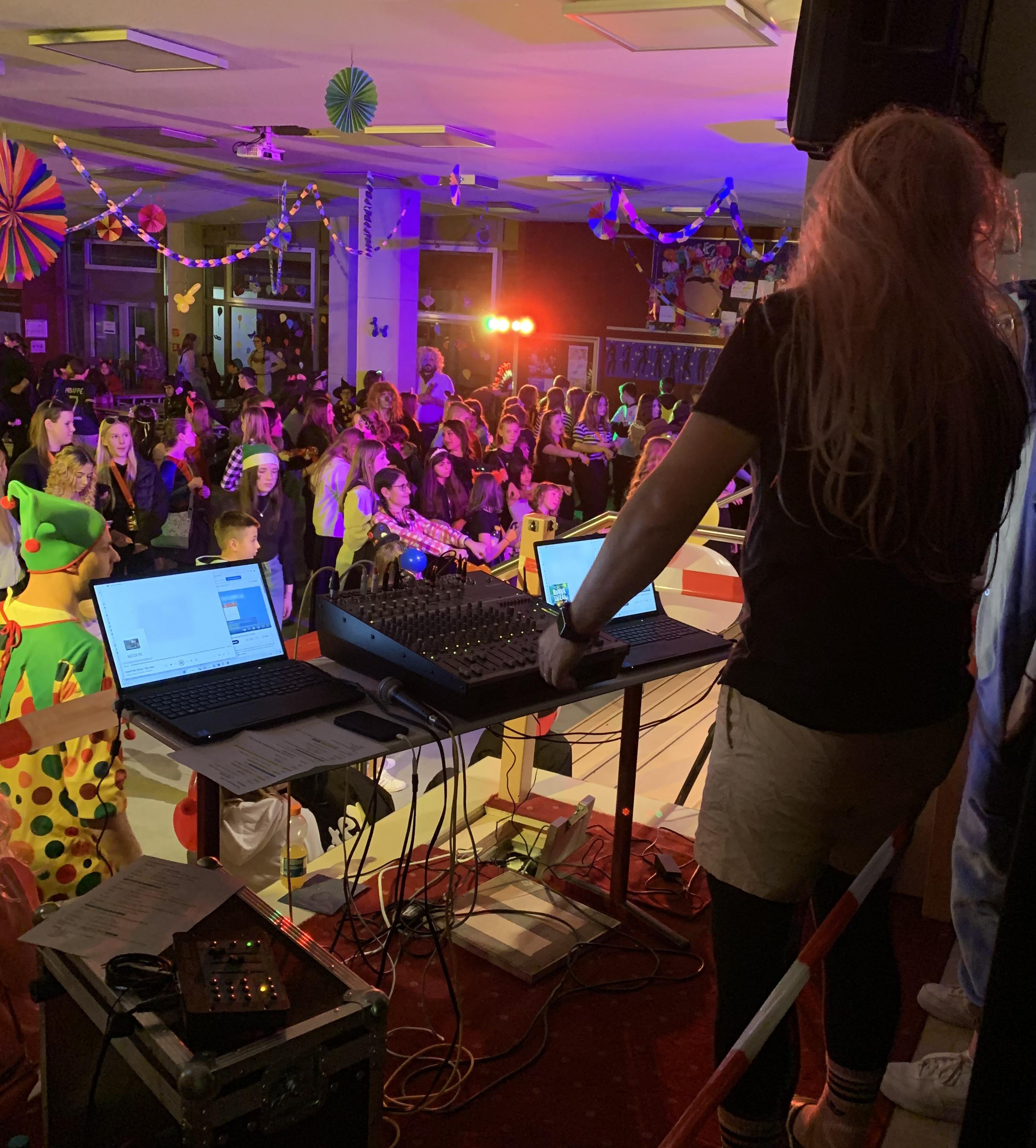 Potpourri an närrischen Highlights - Schülerfasching an der Ritter-von ...