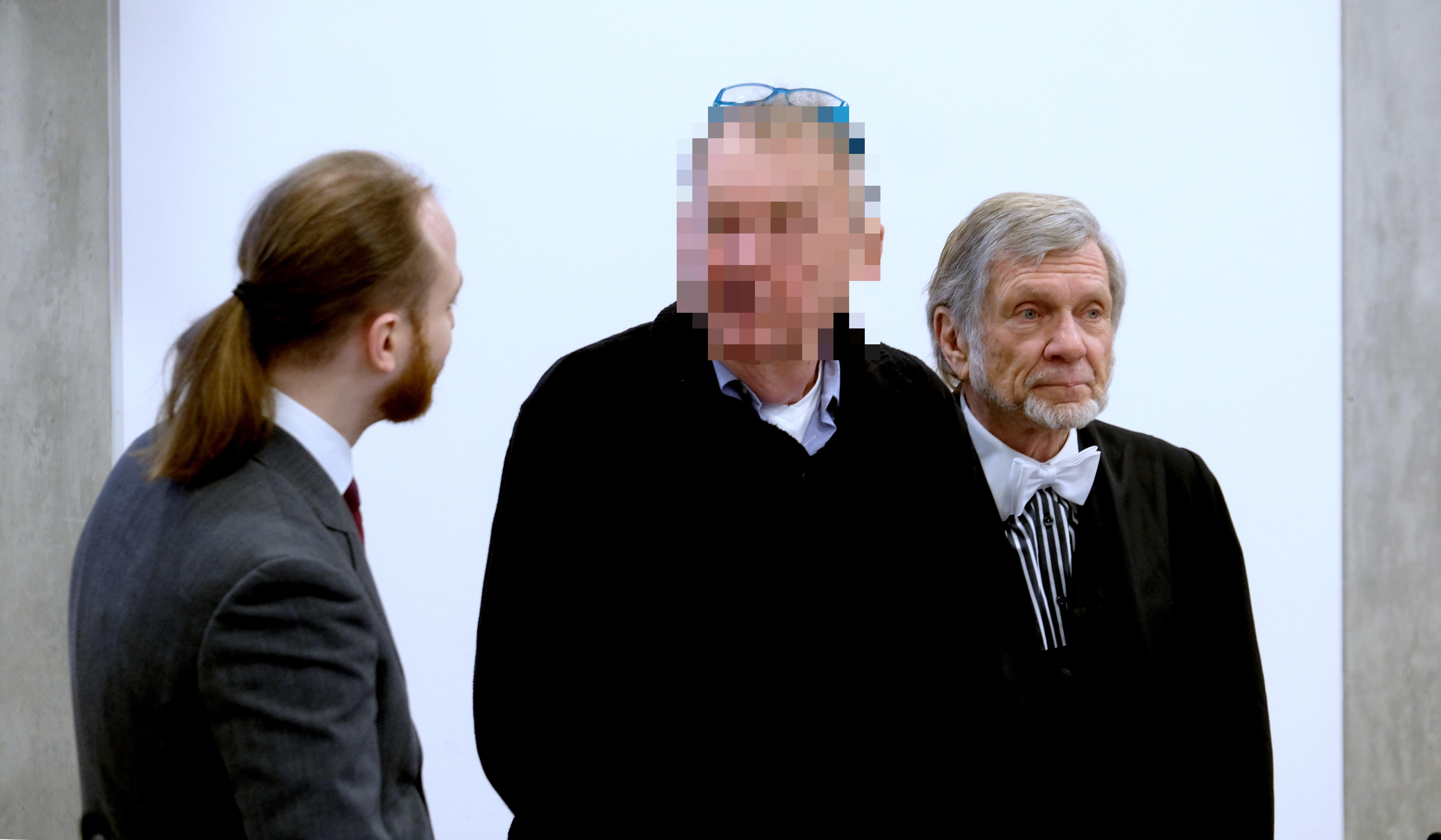 Nach 50 Ehe-Jahren hat ein Nürnberger seine pflegebedürftige Frau ...