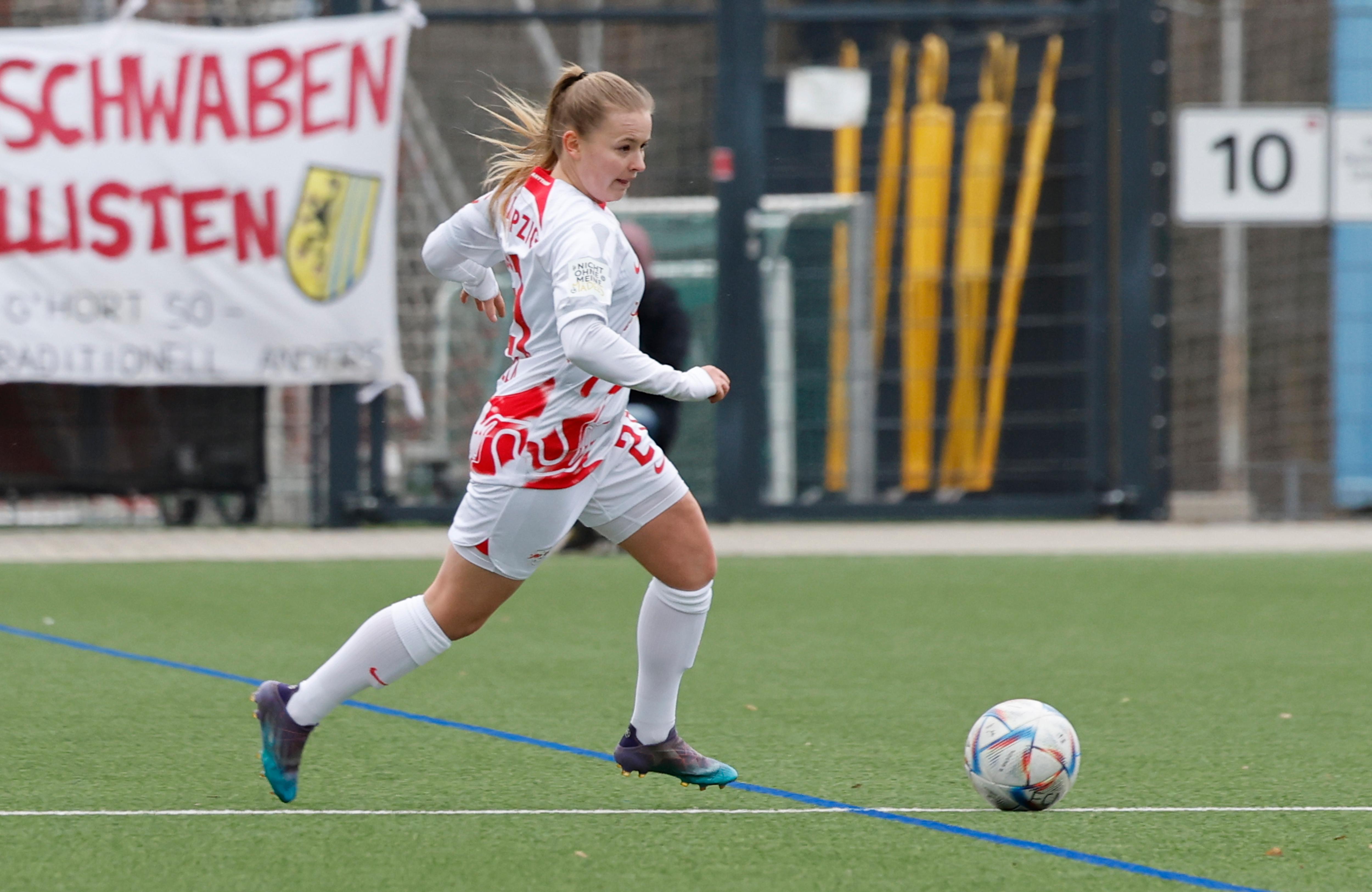 Nürnbergs beste Fußballerin mit RB Leipzigzu Gast beim 1. FC Nürnberg ...