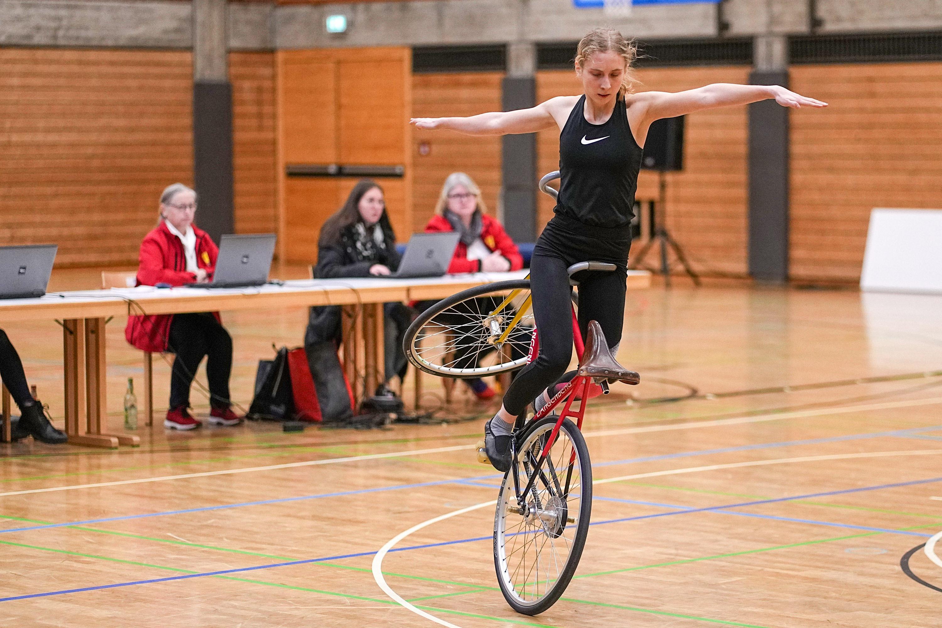 Titel und Tickets gab es bei der Bayerischen Meisterschaft im Kunst ...
