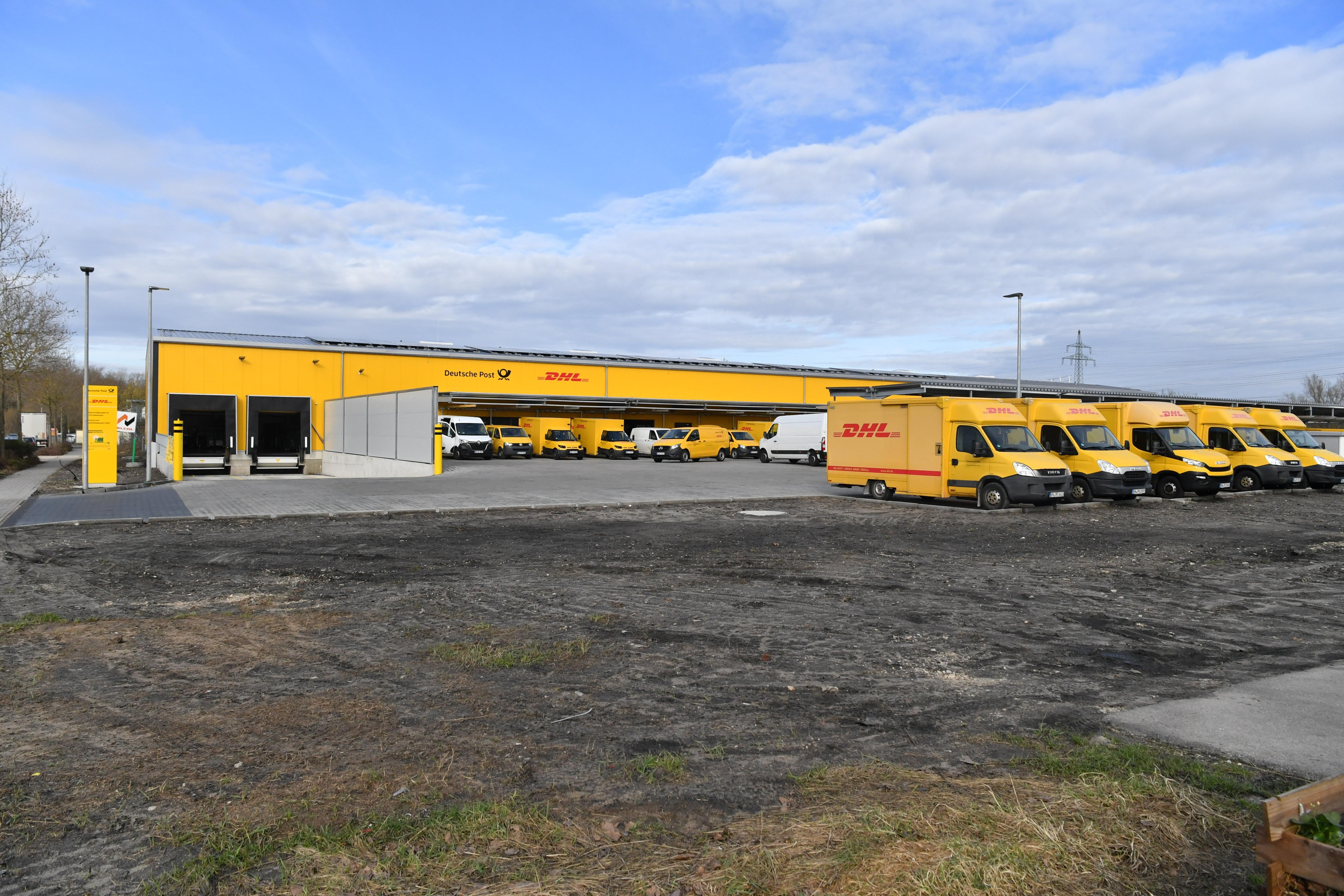 Deutsche Post: Neues Zustellzentrum in Neumarkt schluckt Verteiler ...