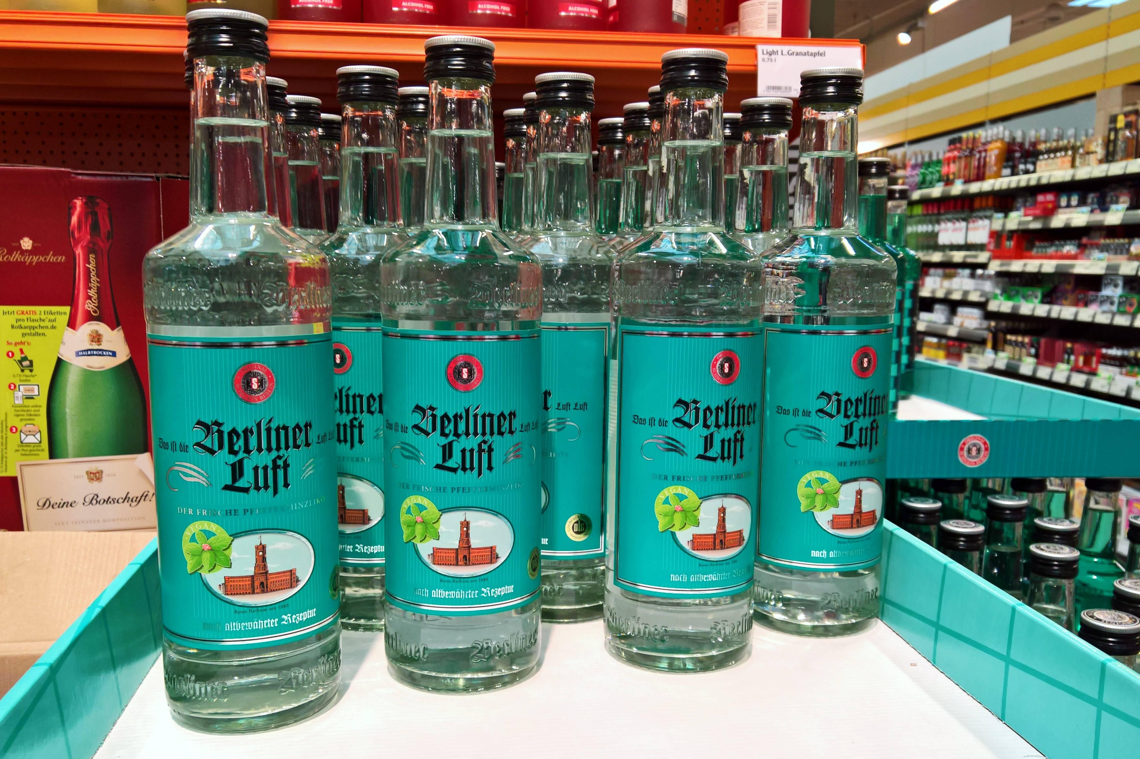 Kult-Likör Berliner Luft heißt jetzt auch "Berliner*innen Luft"