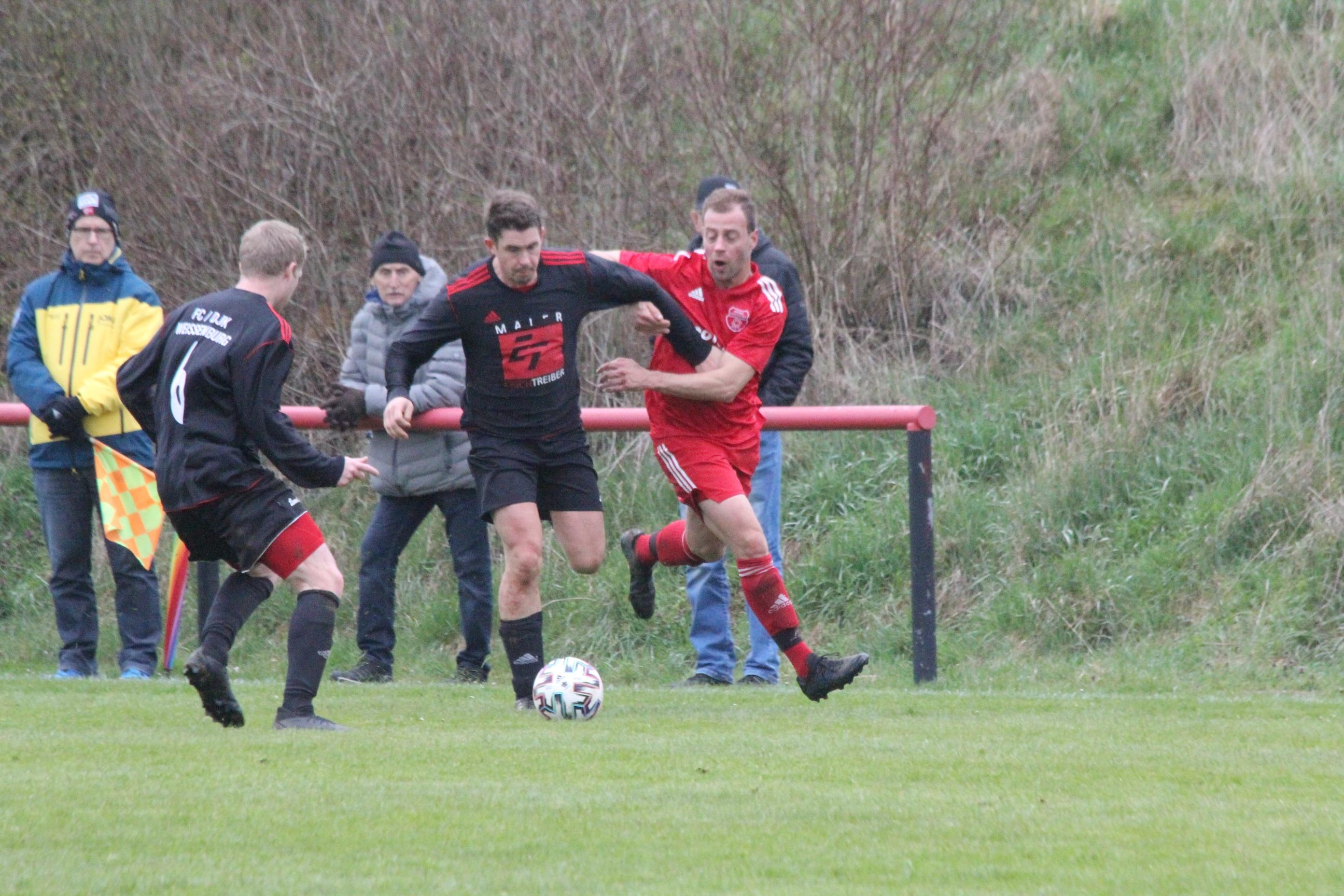 Jubel über die Tabellenspitze: Die Bilder vom Kattenhochstatter ...