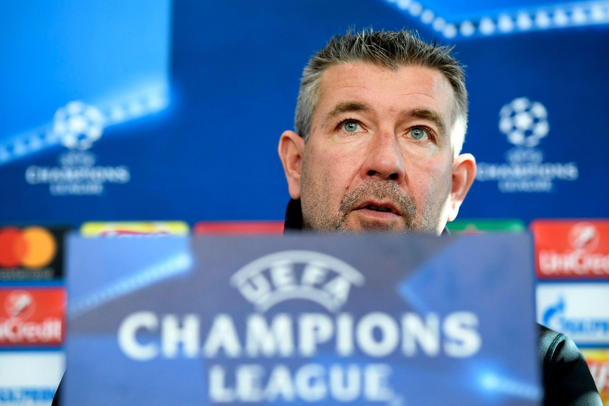 Soundcheck: Fischer und die Champions-League-Hymne