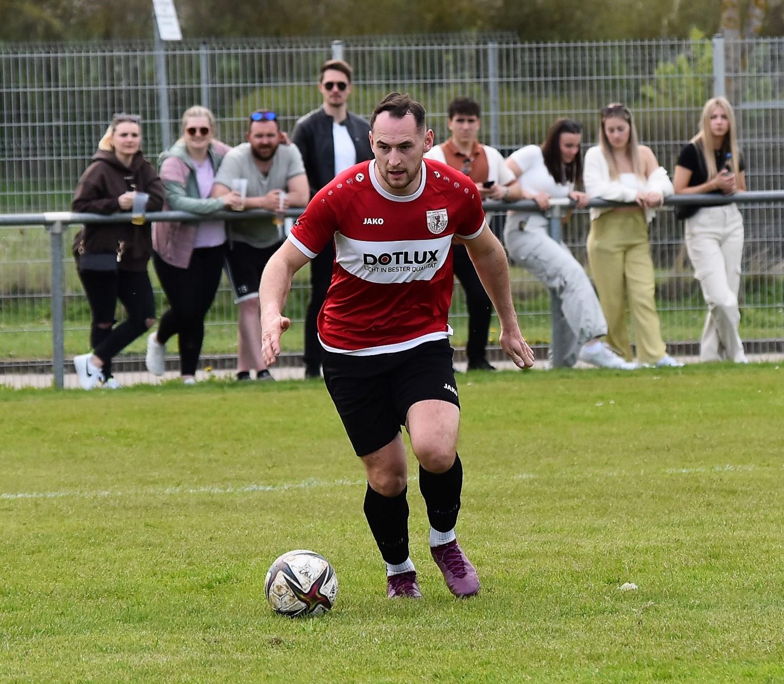 Weißenburg machte beim 4:0 gegen Kaufering großen Schritt Richtung ...