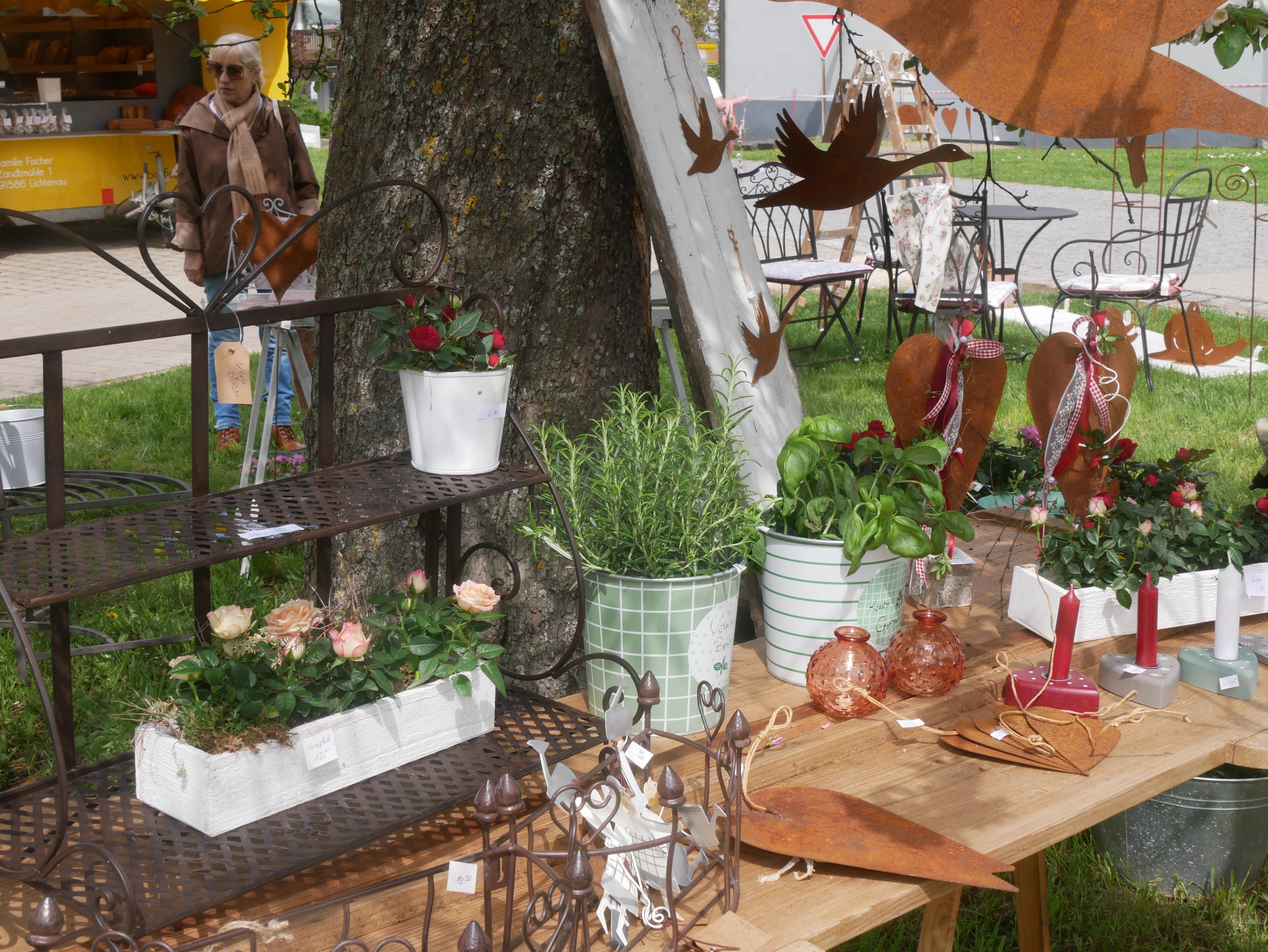 Mekka für Liebhaber des Besonderen: Der Kunsthandwerkermarkt in ...