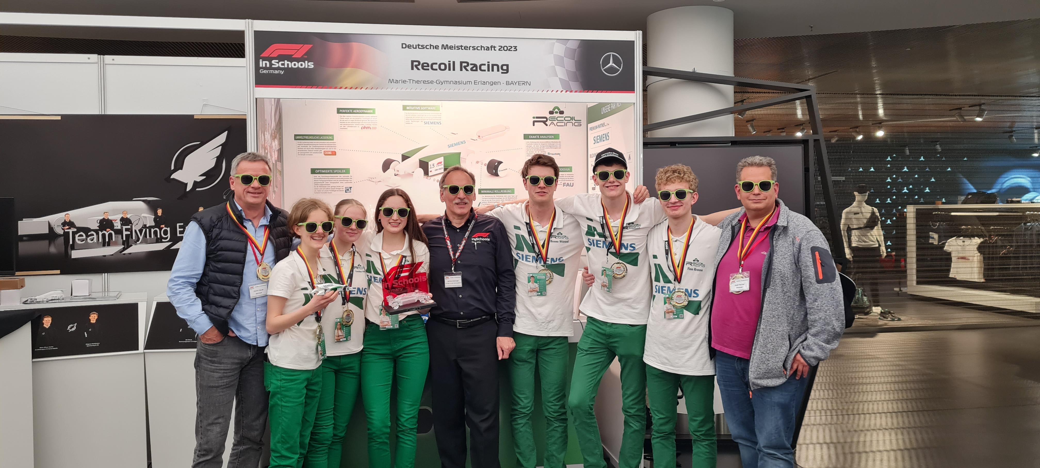 Formel 1-Schülerteam aus Erlangen darf mit Deutschlands schnellstem ...