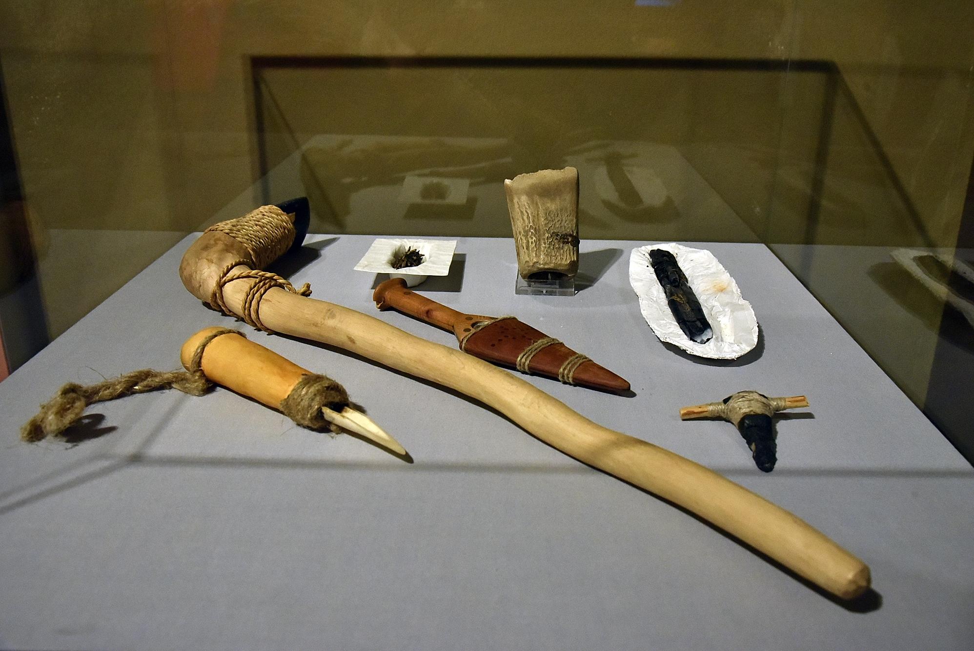 Echt alt: Das Stadtmuseum Erlangen präsentiert anhand vieler Objekte ...