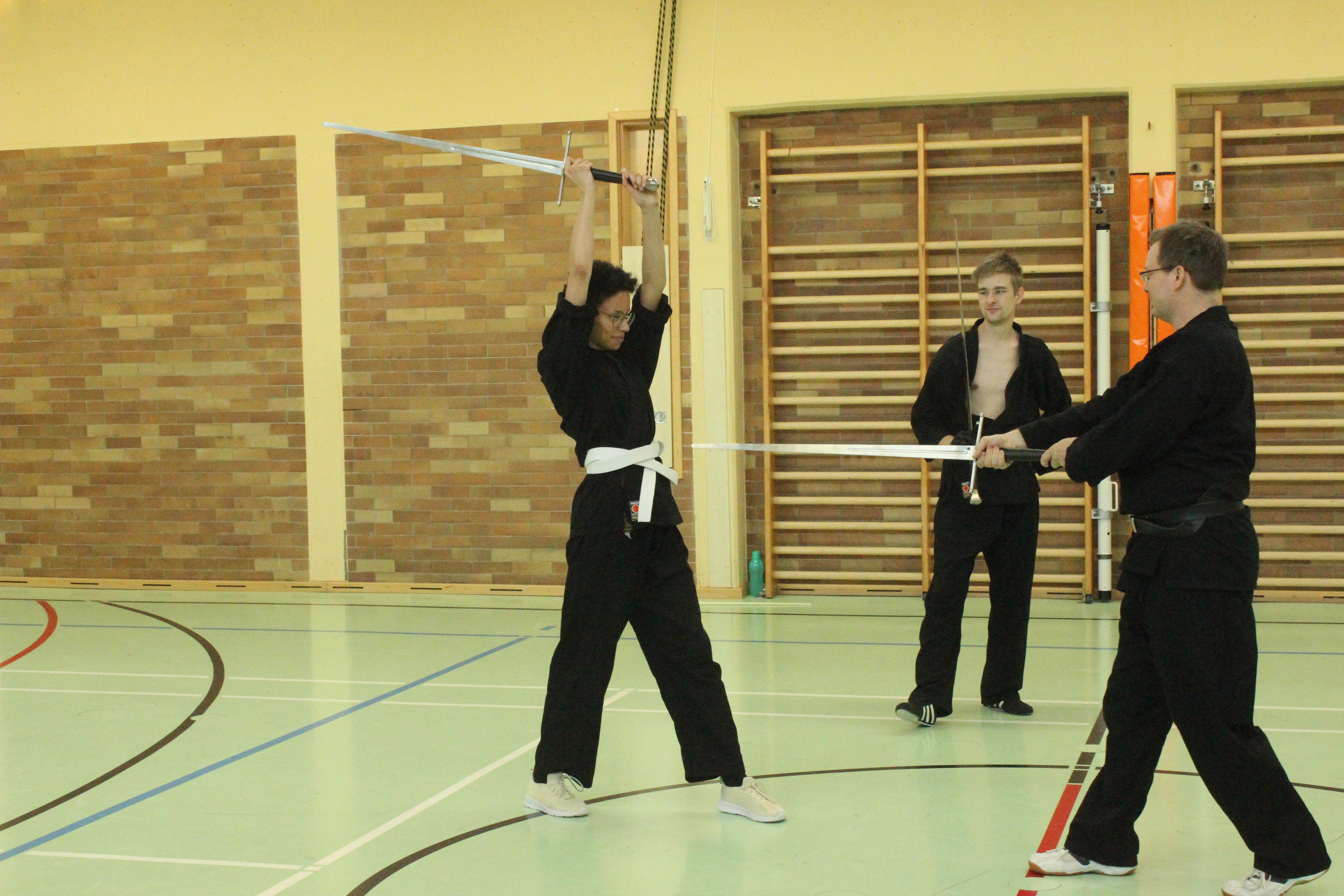 Kampfkunstschule lehrt historischen Schwertkampf - und Selbstvertrauen