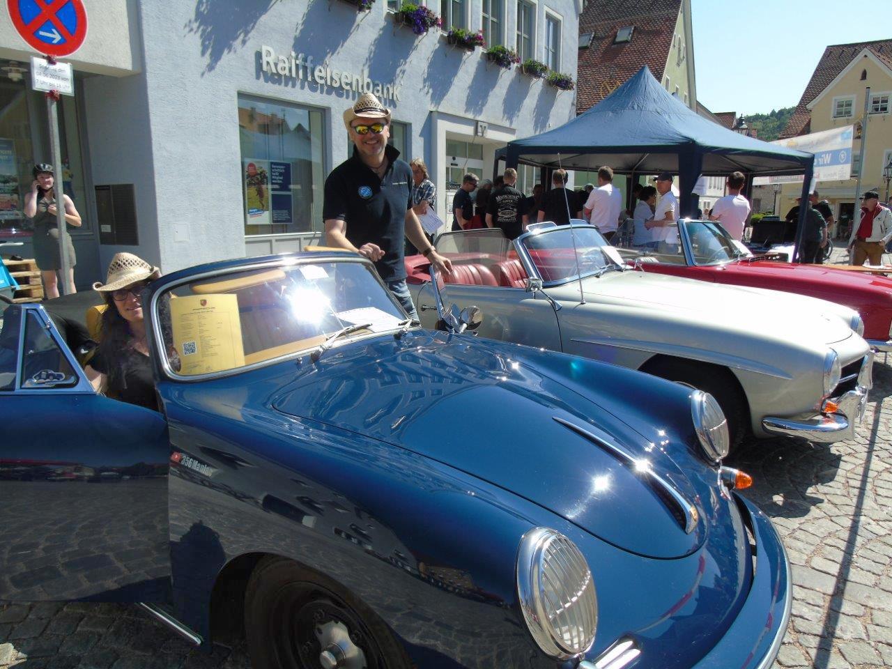 Berching verwandelte sich das Mekka der Oldtimerfreunde