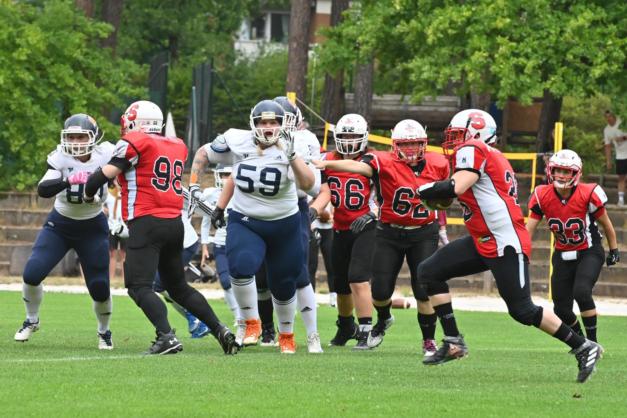 Ellen Riess und die Erlangen Rebels gewinnen erstes Bundesliga-Spiel