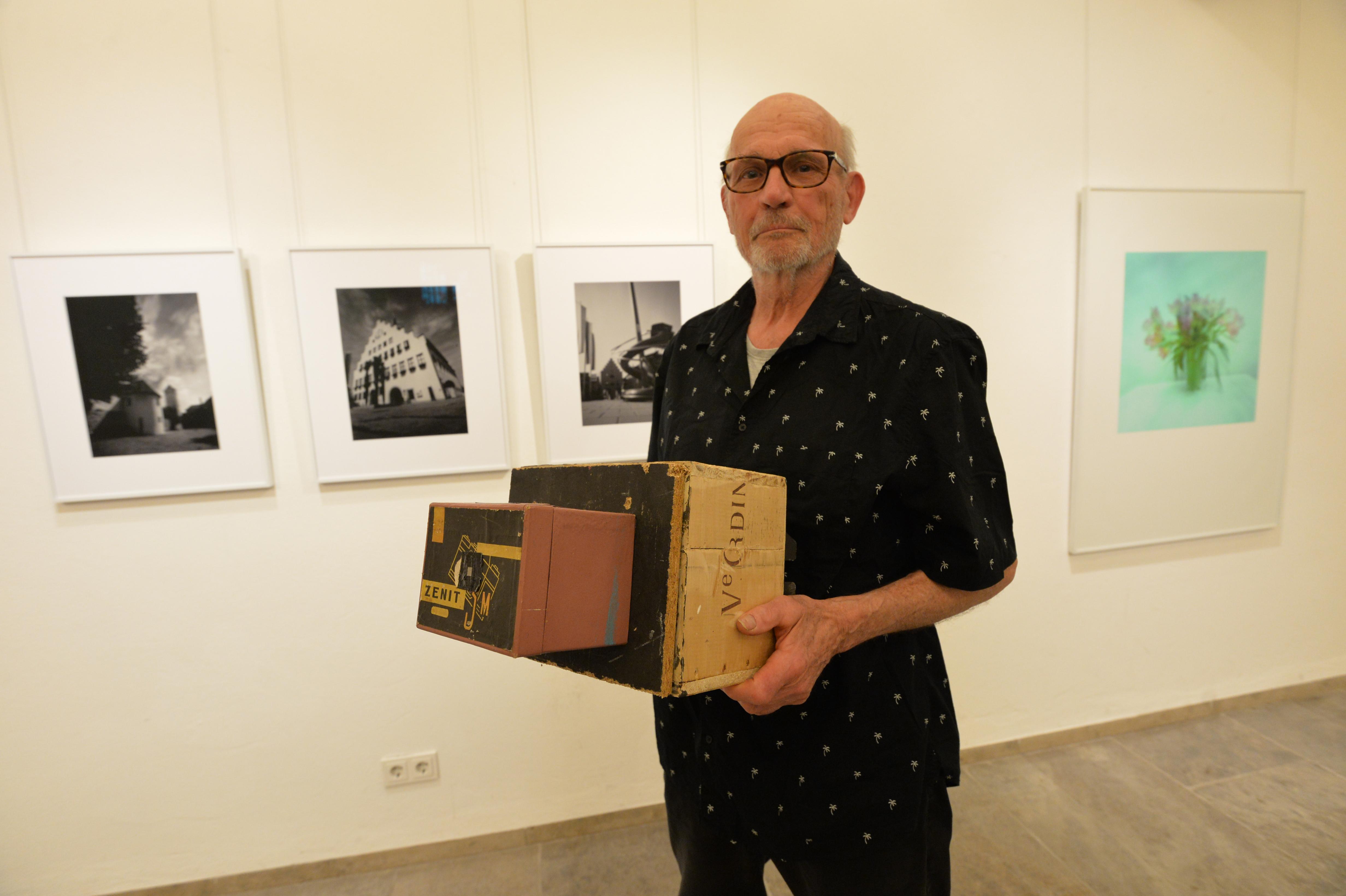 Kunst aus Dunkelkammer: Günter Derleth zaubert mit der Lochkamera