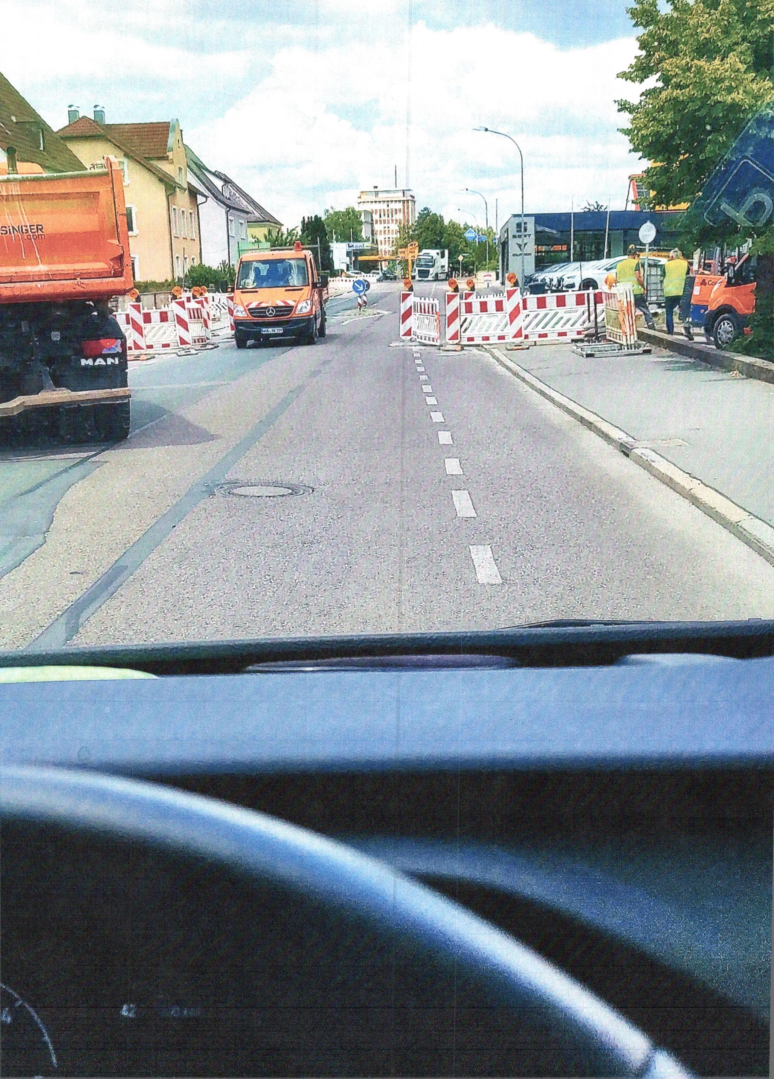 BSK-Vertreter kritisiert Barrieren: Baustelle in der Nürnberger Straße ...