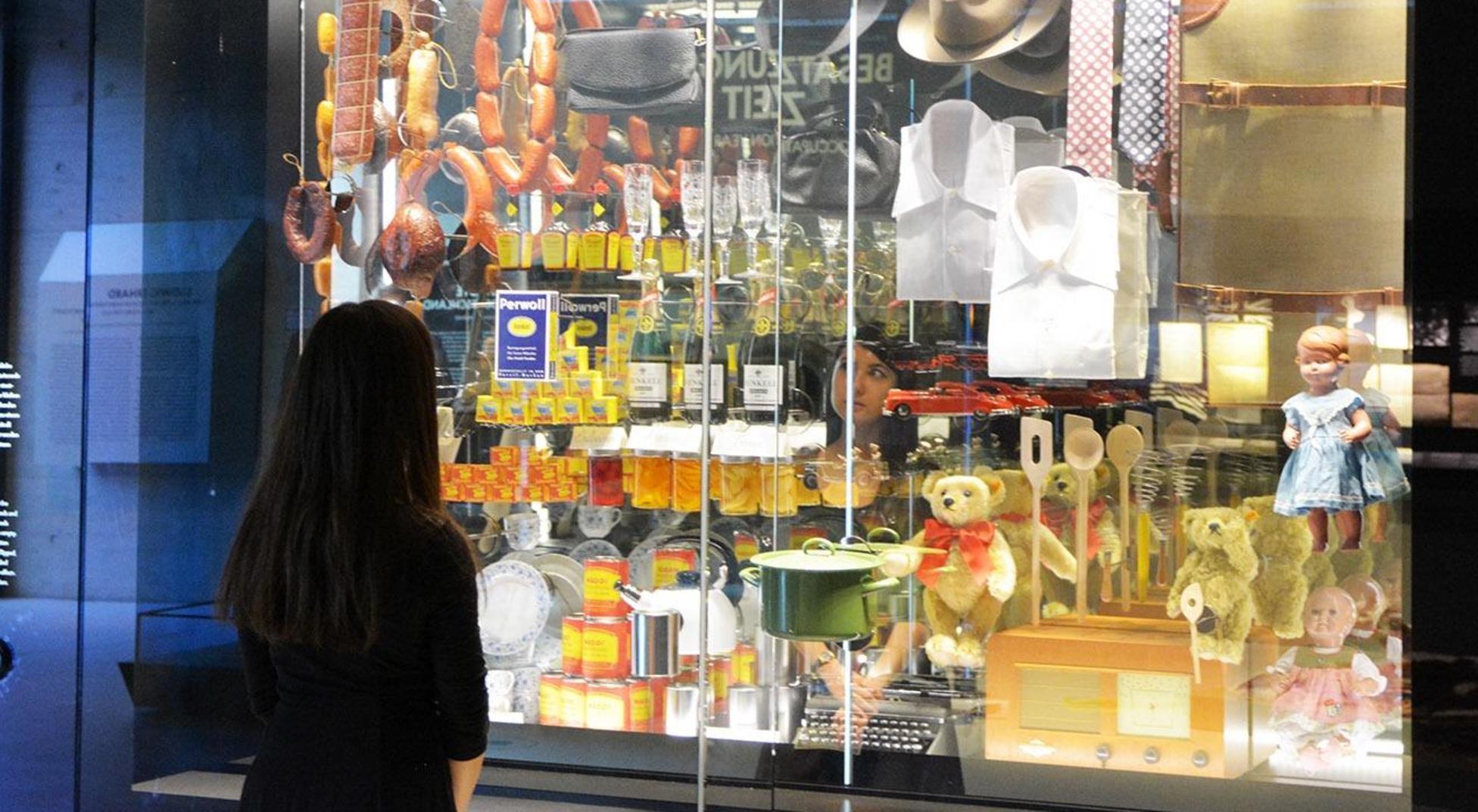 75 Jahre D-Mark, Geld aus der Kiste: So feiert das Fürther LEZ den ...