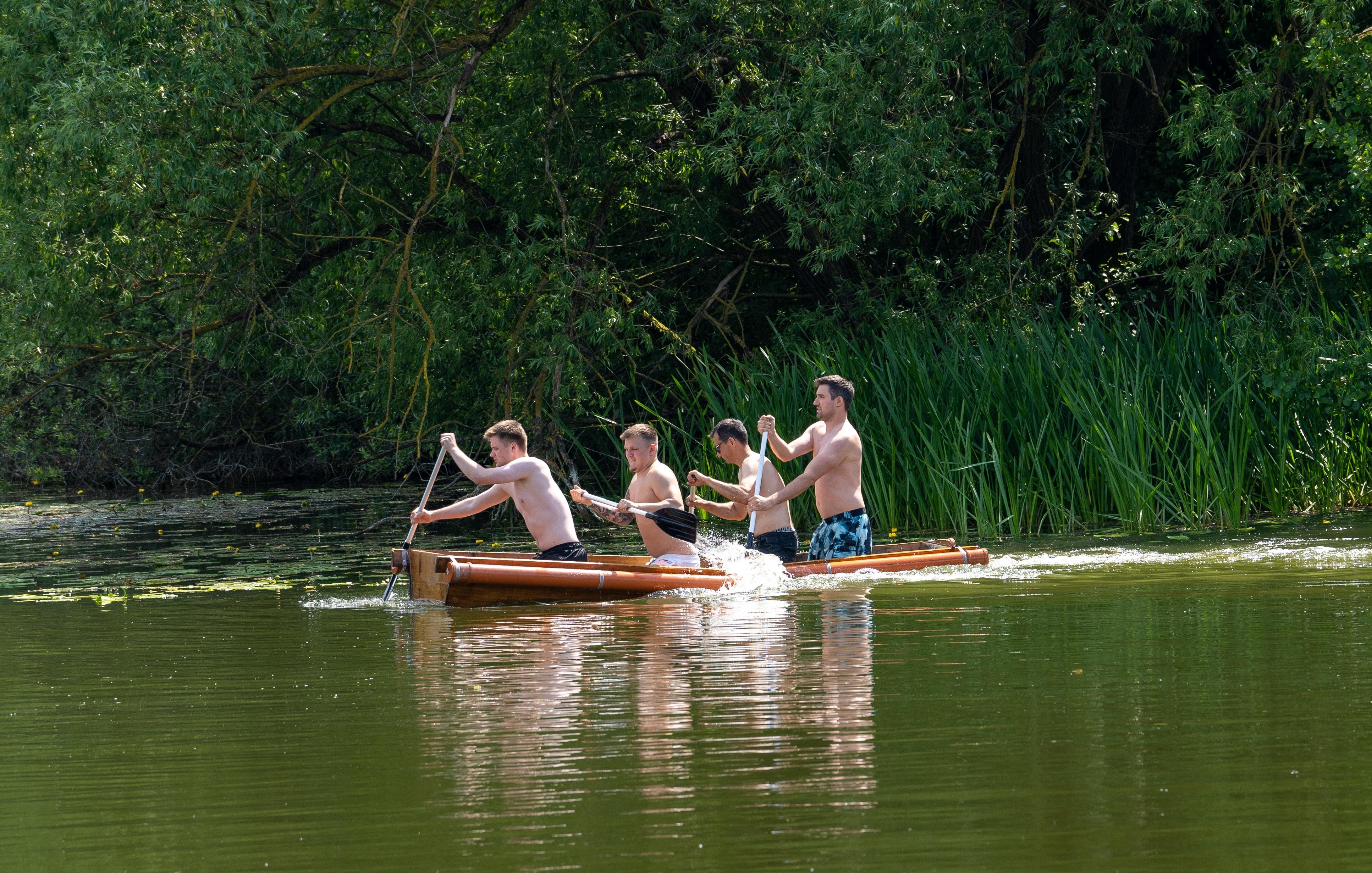Möhrendorf: Heiße Sautrogrennen auf dem Oberndorfer Weiher