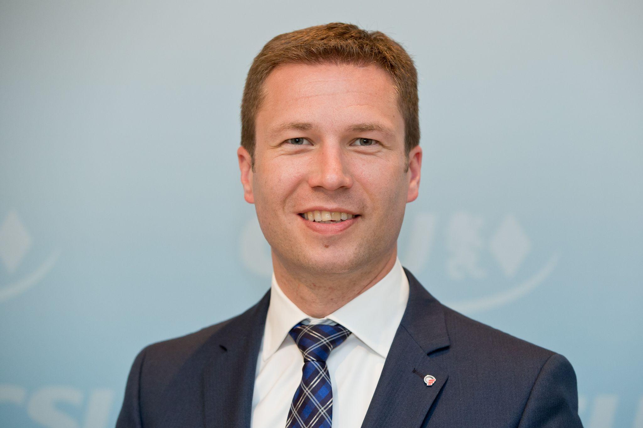 Matthias Dießl wird Sparkassenpräsident - und der Landkreis Fürth ...