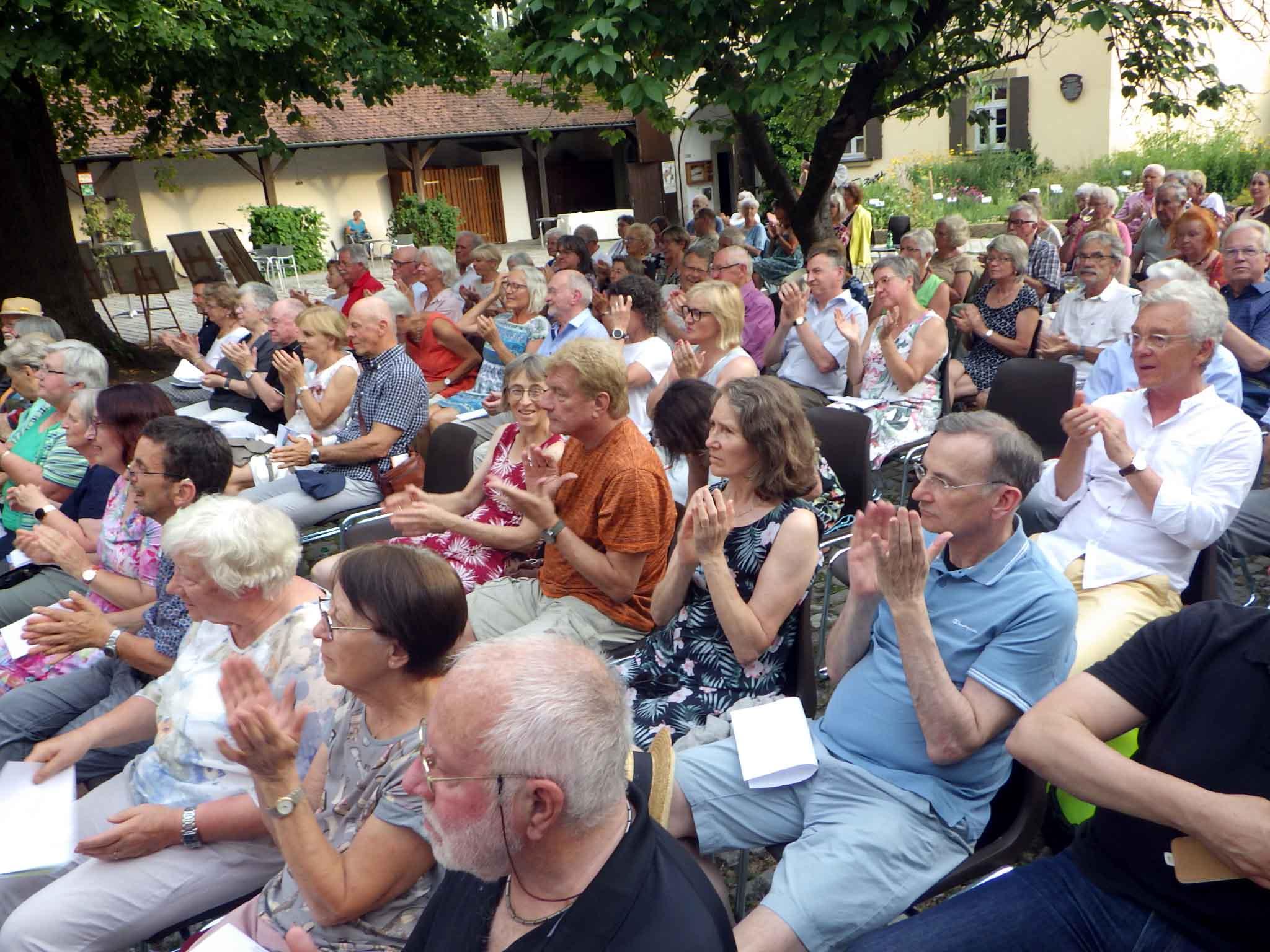 Auftakt mit „Musik für die Seele“