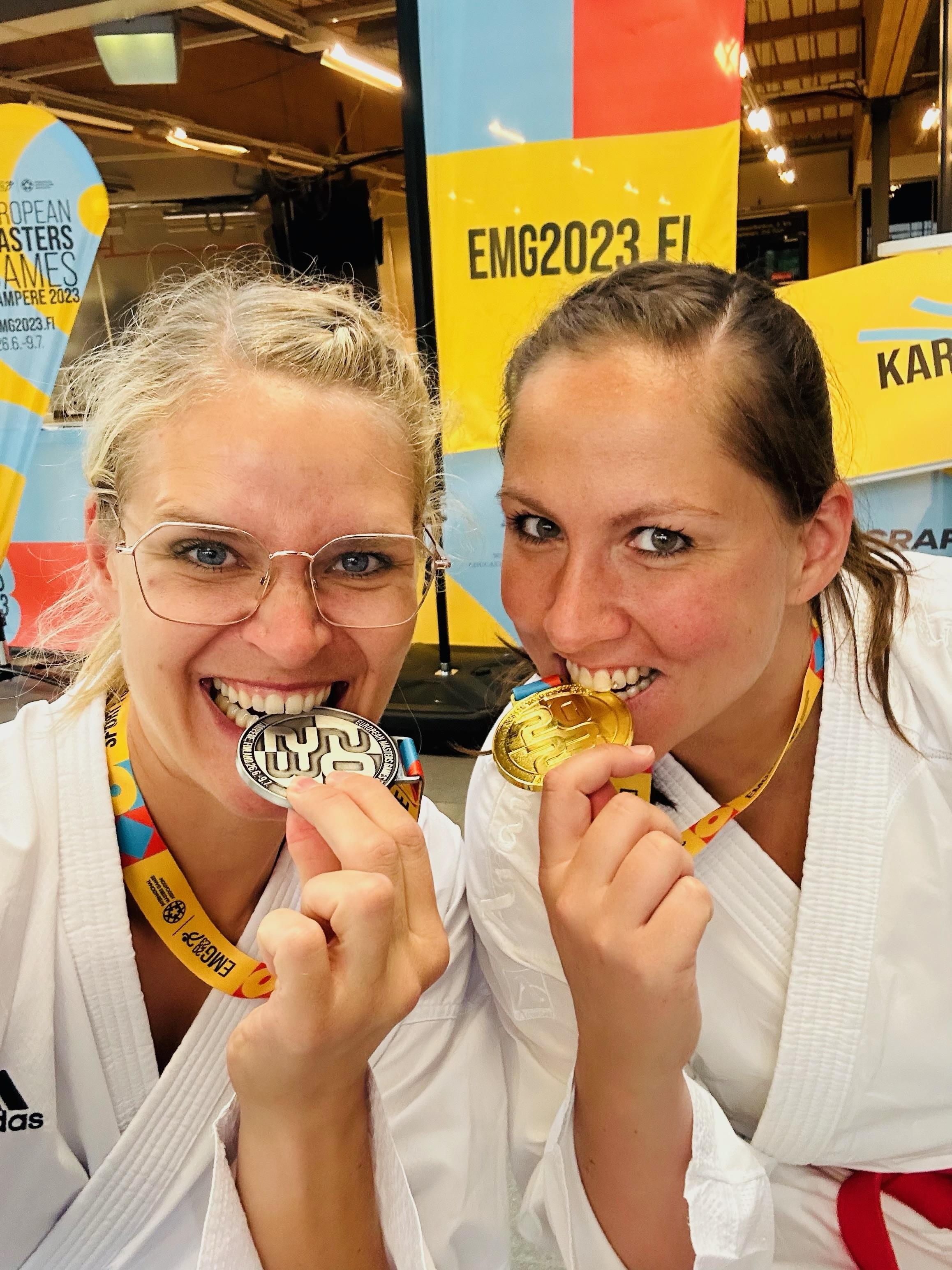 Karate Centrum Hersbruck: Zwei Damen, zwei Medaillen