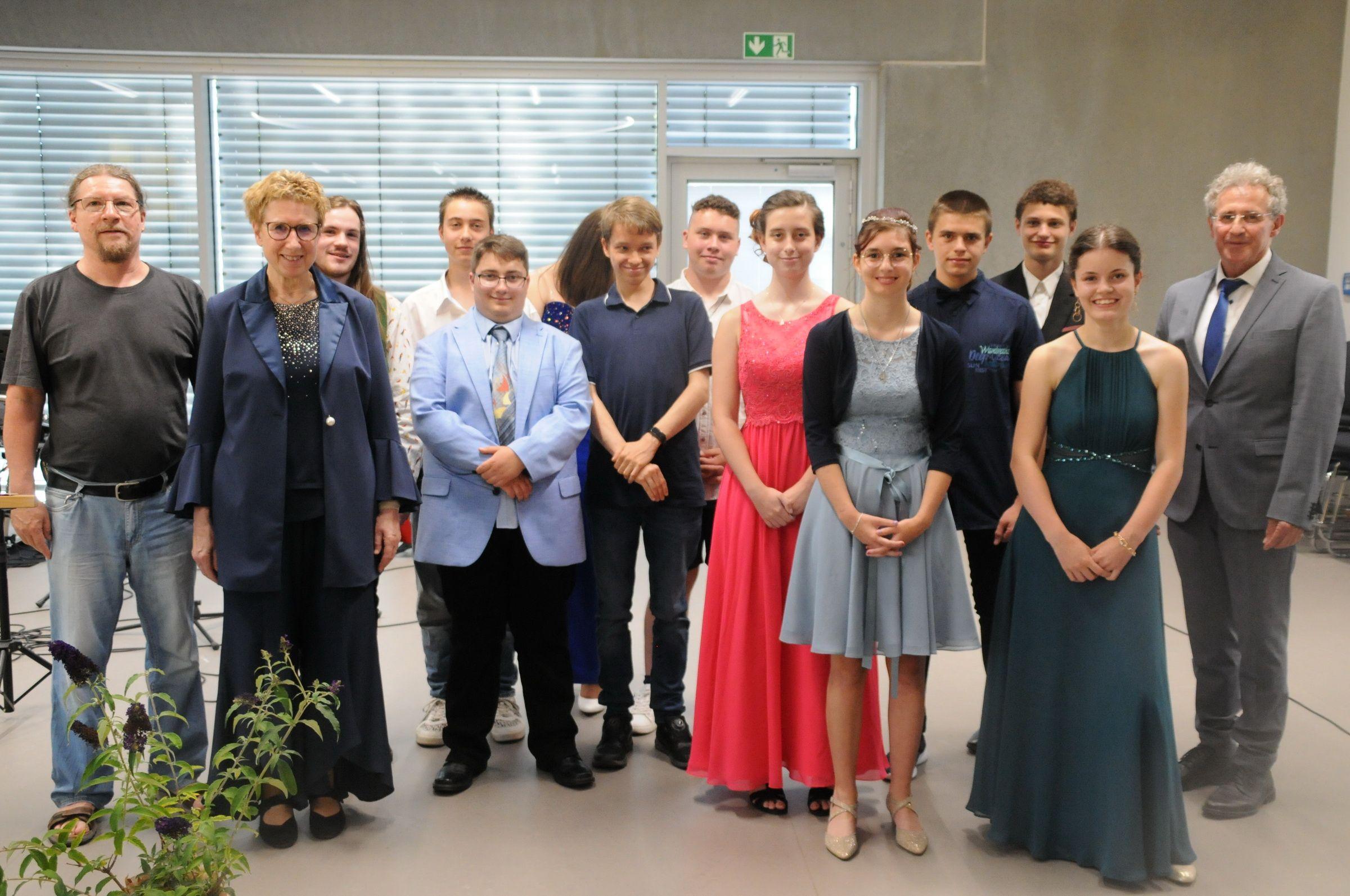 Entlassfeier am SFZ Neumarkt: "Wir können stolz auf uns und unsere ...