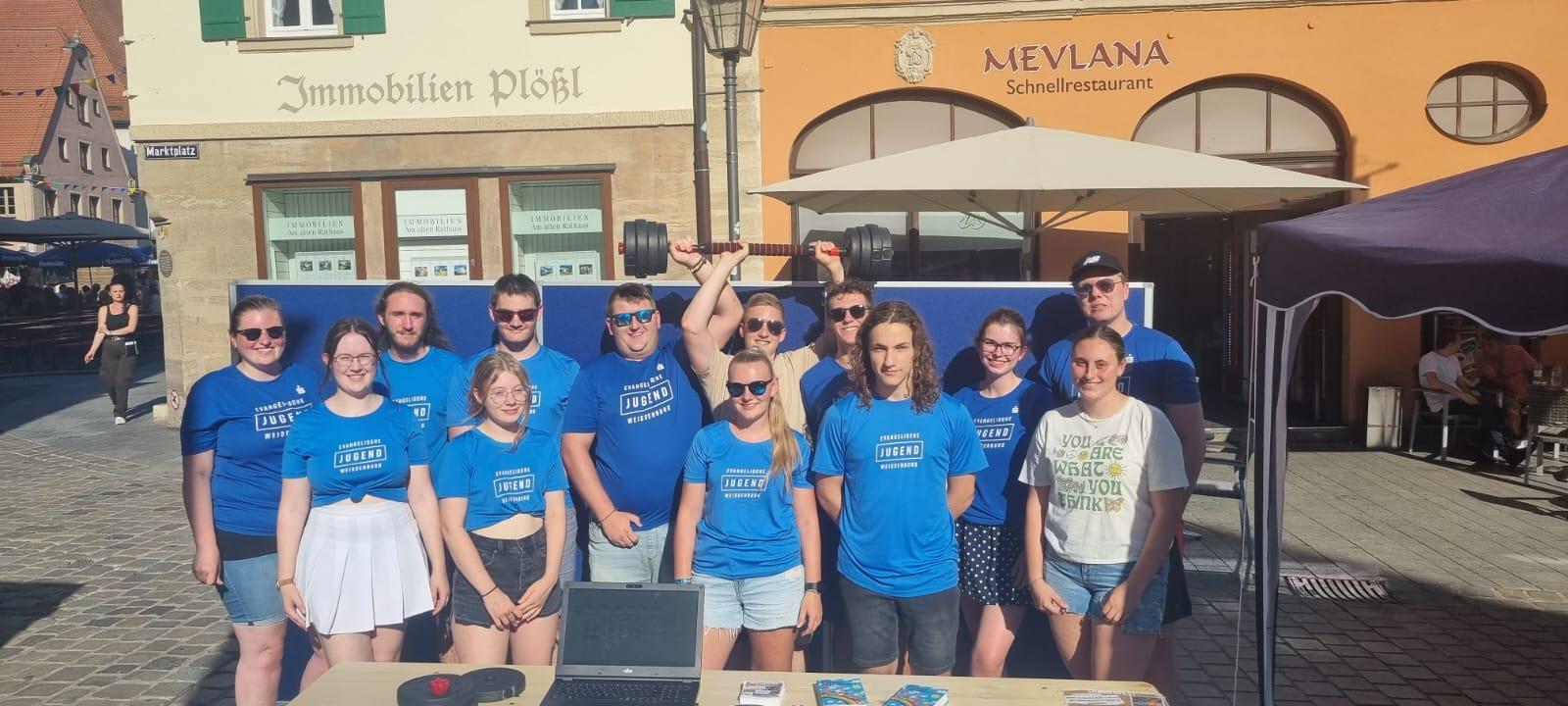 Altstadtwette „Just lift the Truck“ gewonnen: Spende für die ...