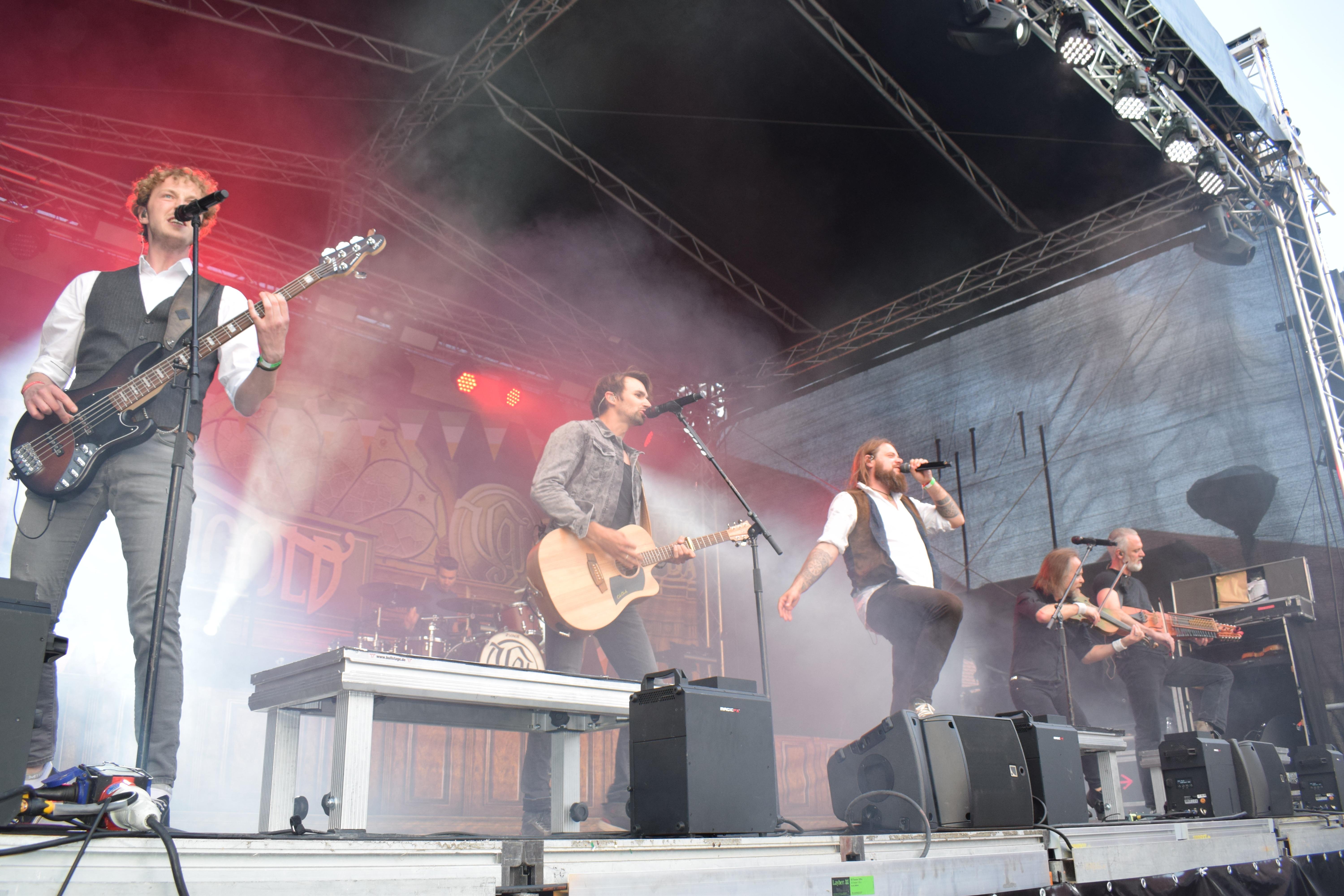Altstadtfest in Creußen mit Gastspiel der Folk-Rock-Band Versengold