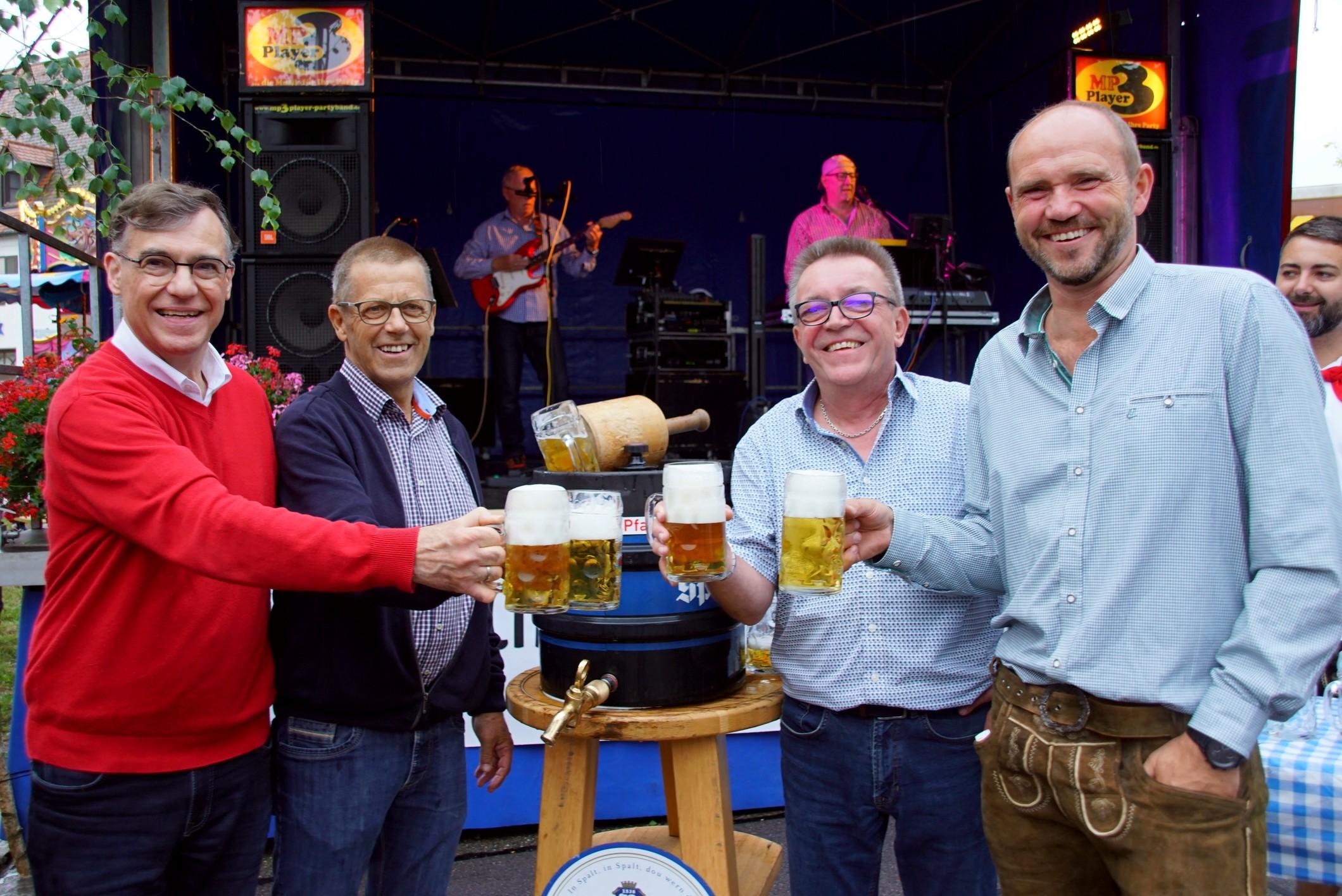 Frühschoppen und Familientag: Am Montag ist auf der Kirchweih in Muhr ...