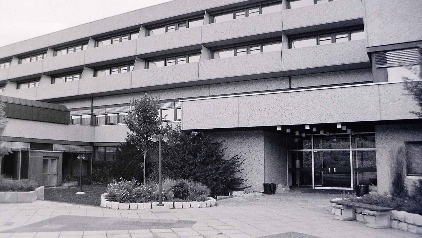 Vor 30 Jahren: Ein tragischer Unfall, Drogen und Hallen-Träume in der ... Vor 30 Jahren: Ein tragischer Unfall, Drogen und Hallen-Träume in der ...