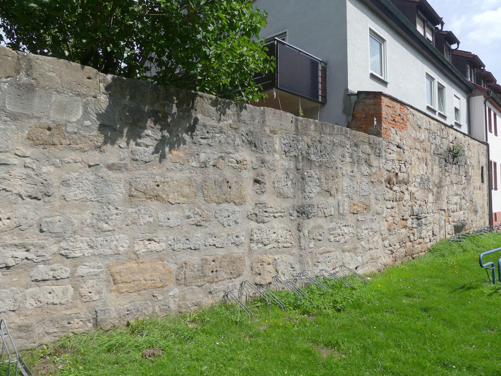Die Herzogenauracher Stadtmauer - auf den Spuren eines verschwundenen ...
