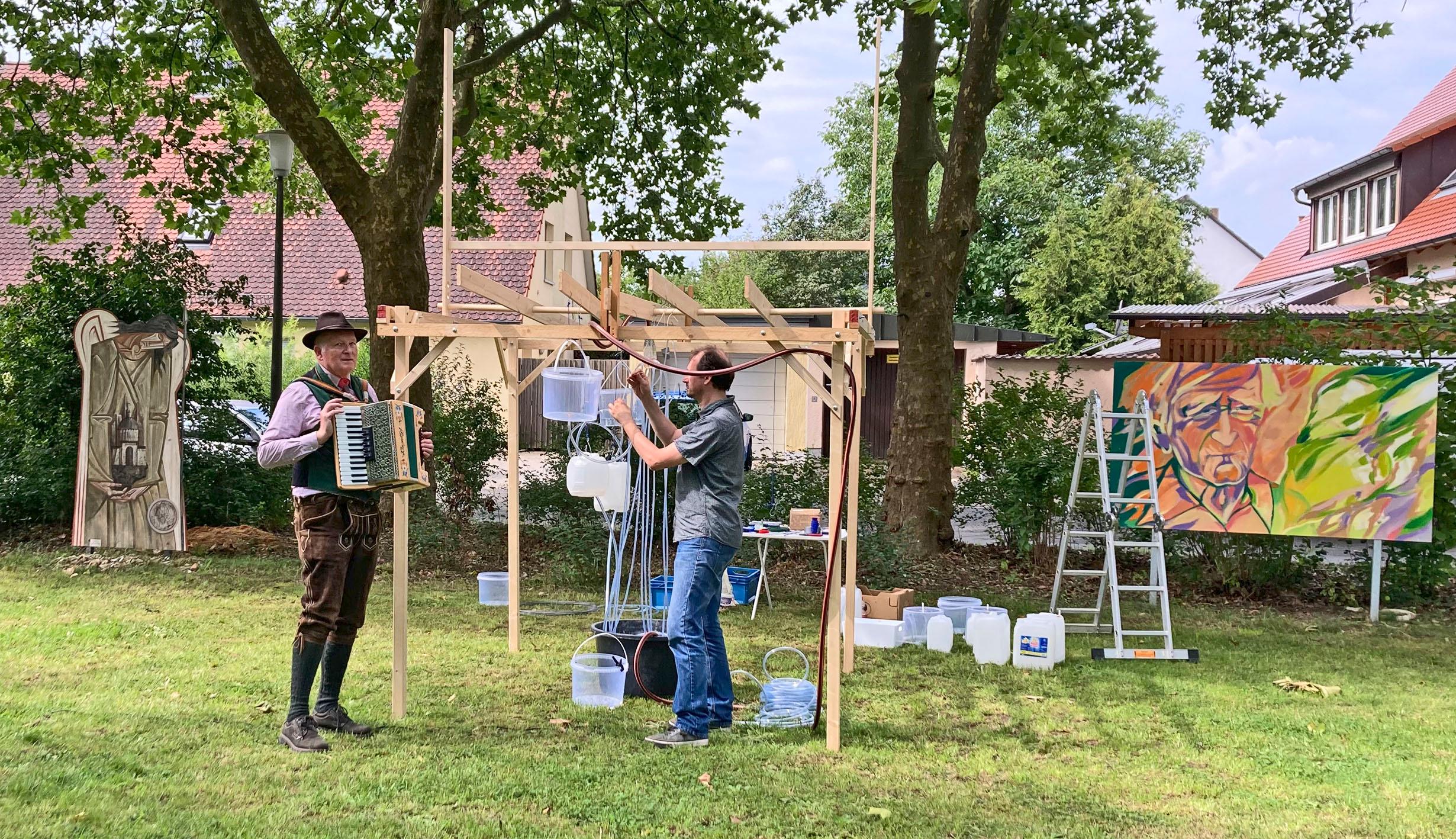 Mehlbeeren und ein Klangspiel: Für die Fiesta de Arte in Tennenlohe ...