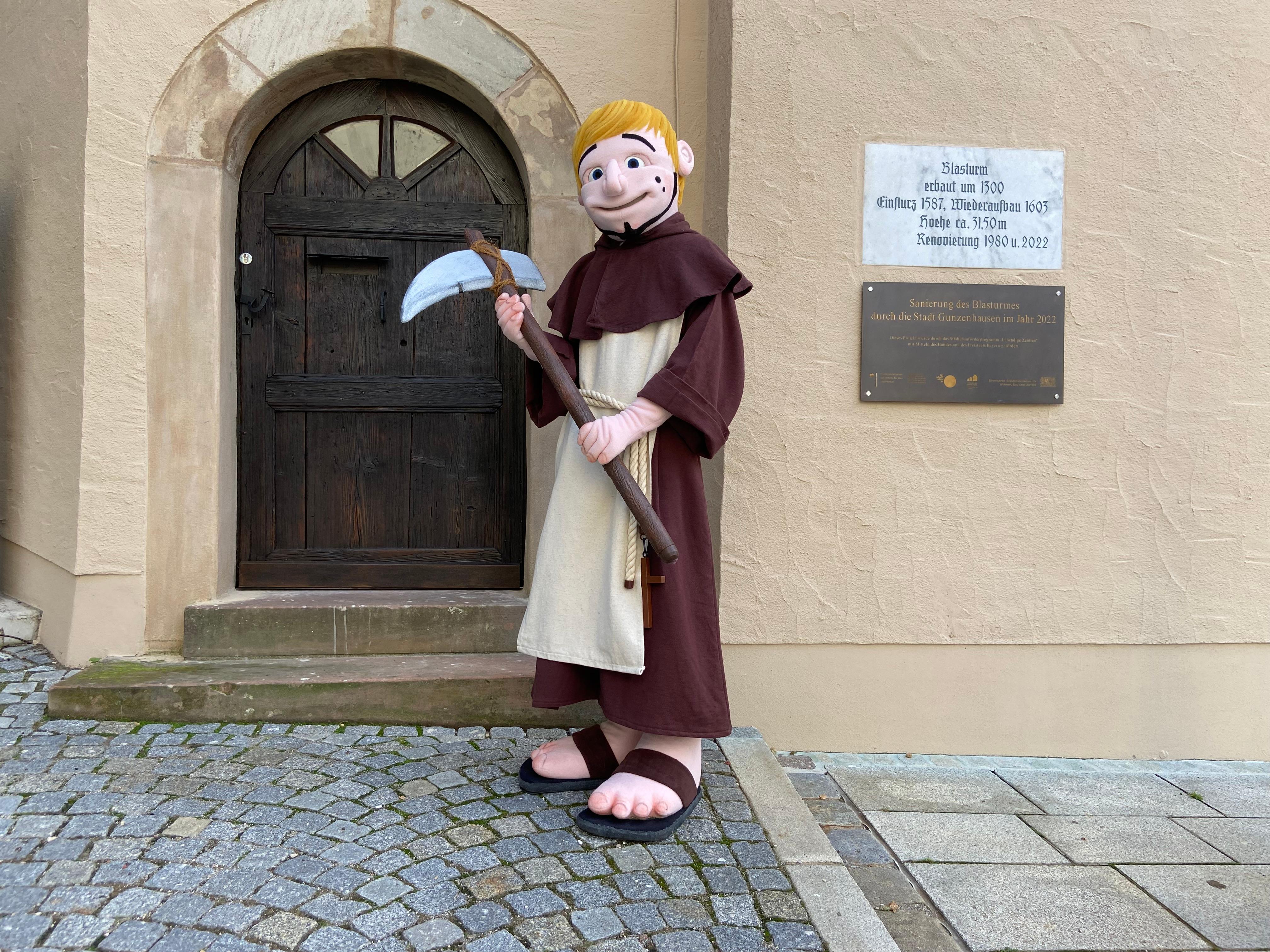 1200 Jahre Gunzenhausen: Diese Menschen stecken unter dem Gunzo-Kostüm