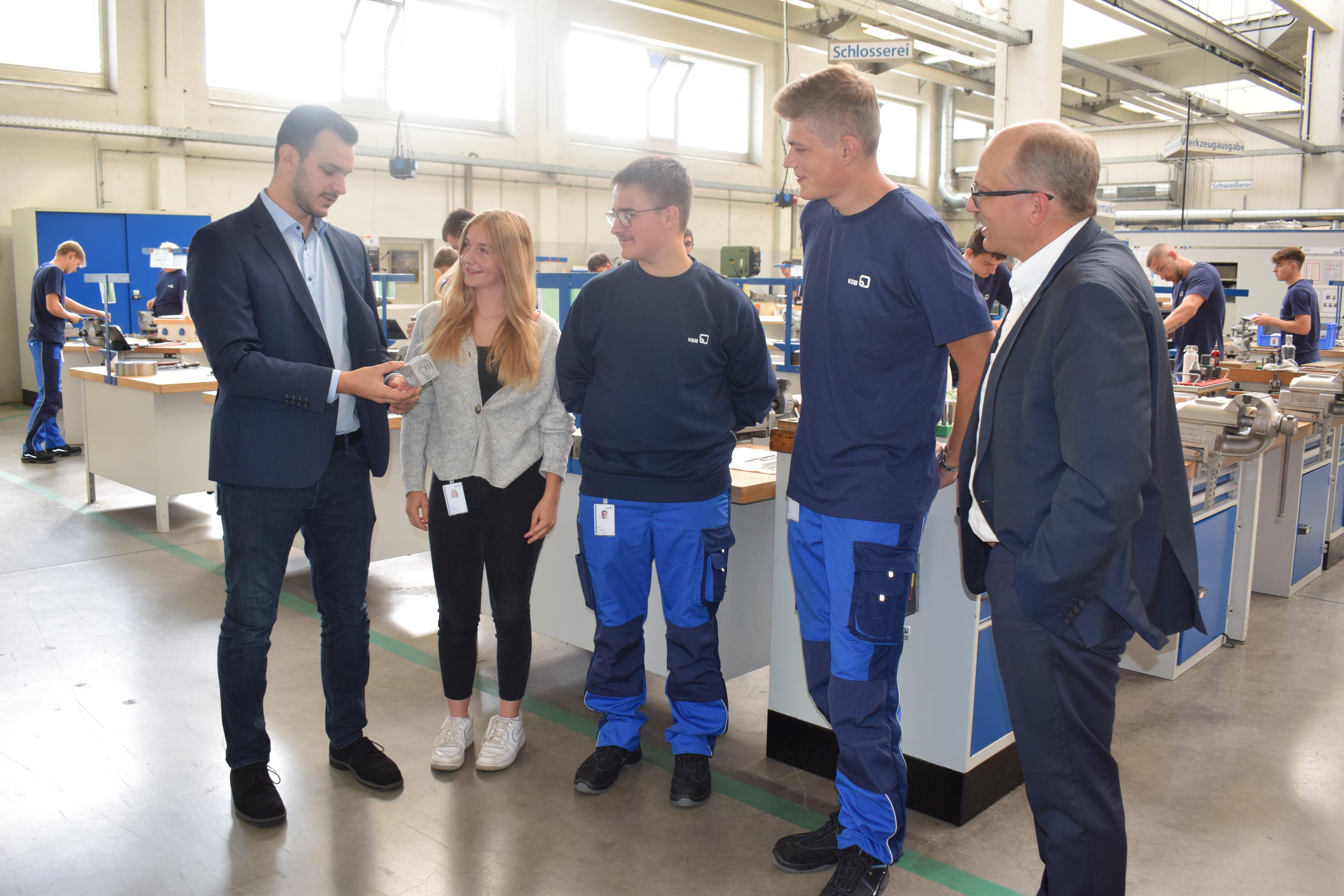 KSB Pegnitz stellt 25 Azubis ein: "Wir brauchen junge Leute"