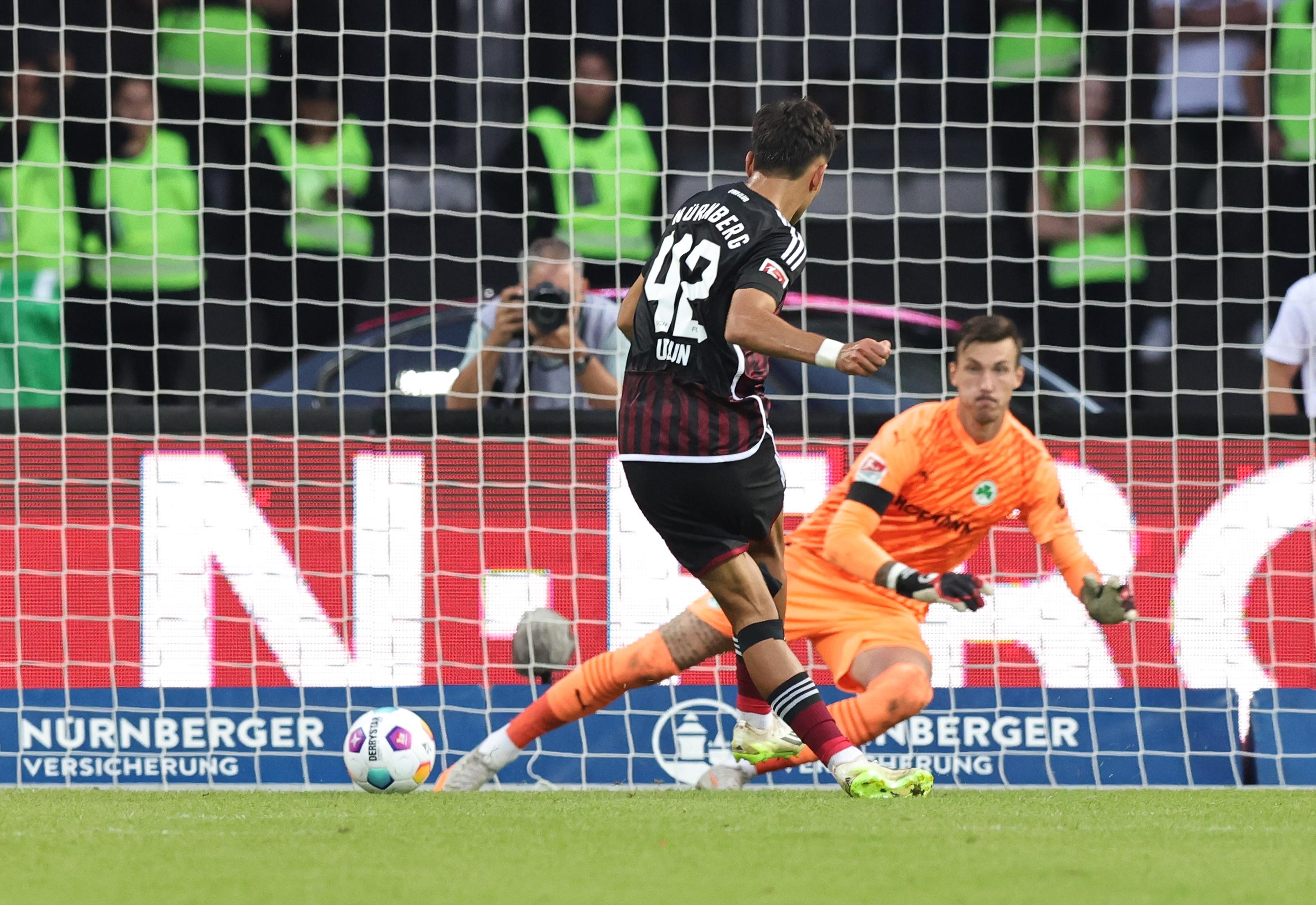 Can Uzun soll für den 1. FC Nürnberg auch im Derby die Antwort auf ...