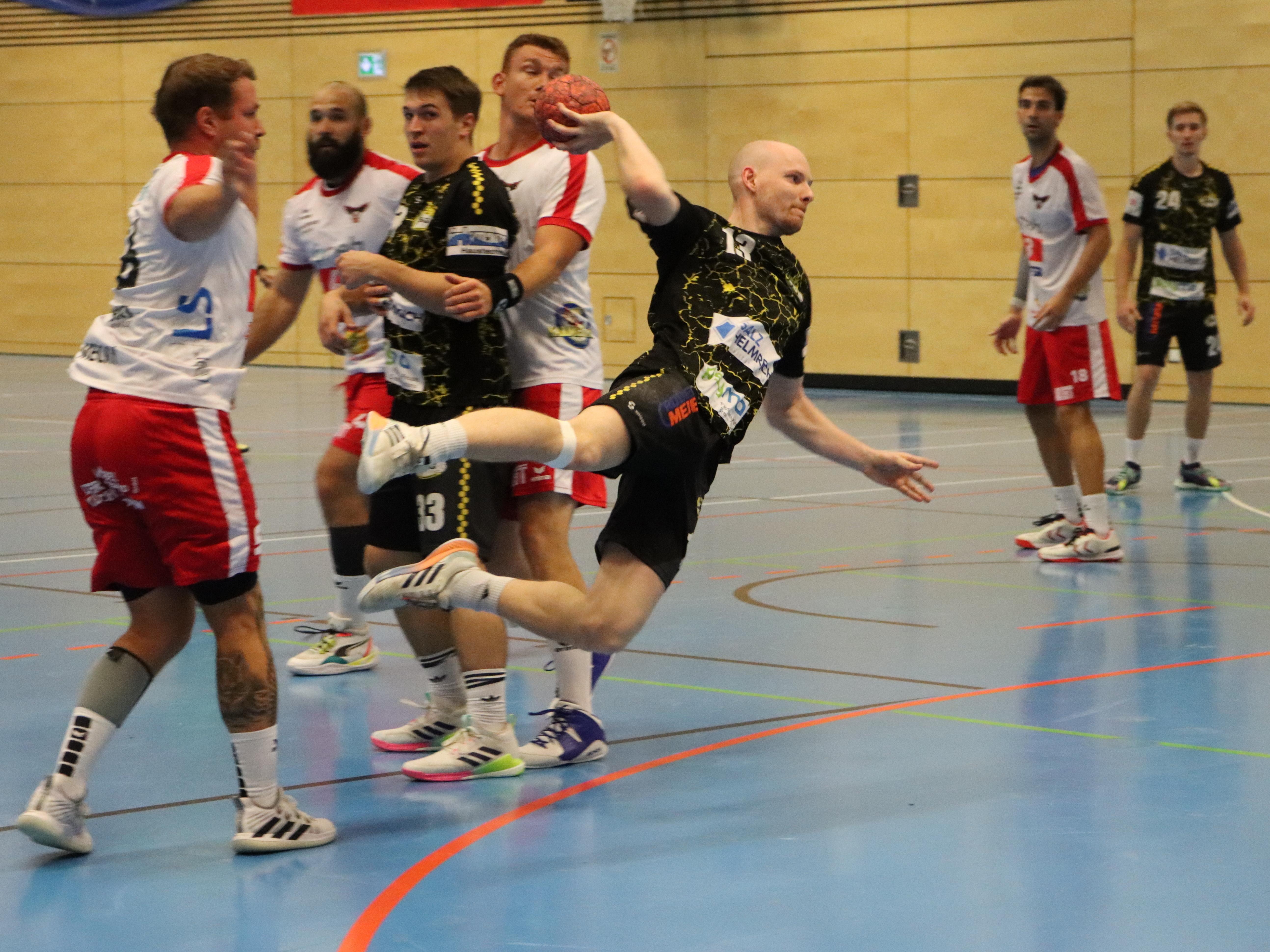 HSG-Handballer mit Heimsieg wie aus dem Bilderbuch