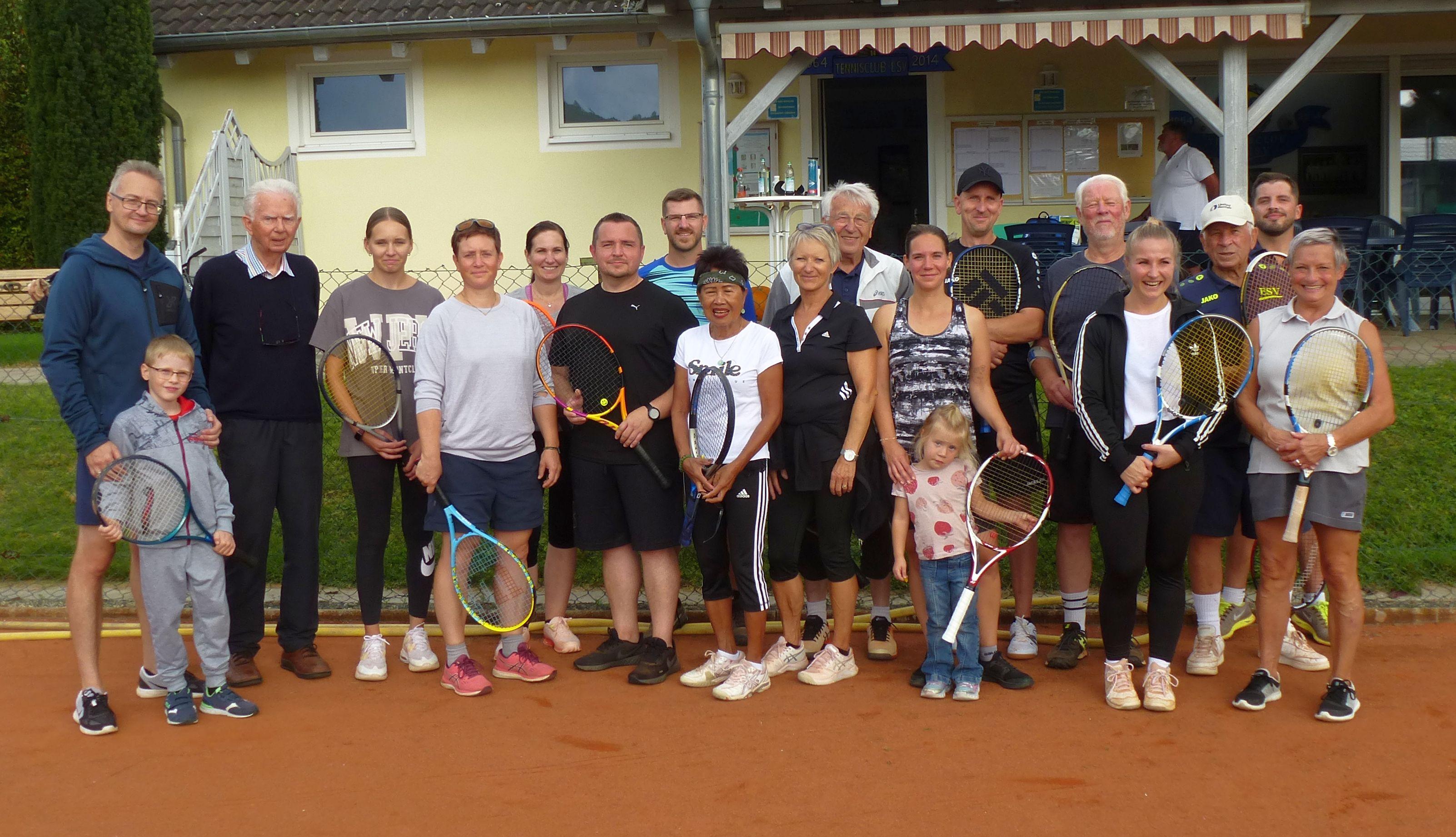 Die Eltern der "Sport nach 1"-Kinder zeigten beim ESV Treuchtlingen ...
