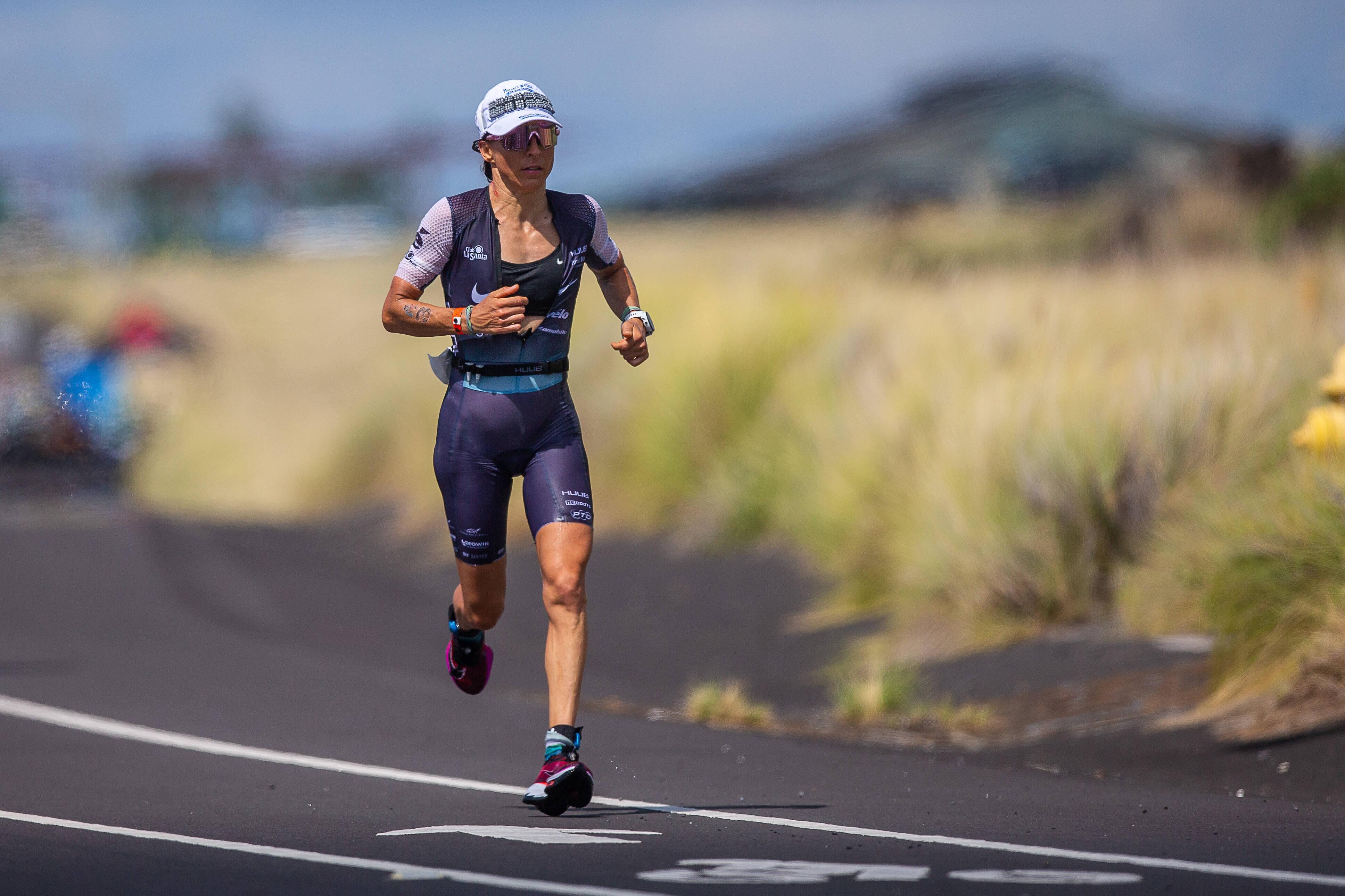 Nur Frauen in der Wüste: Anne Haug vor der Ironman-WM auf Hawaii