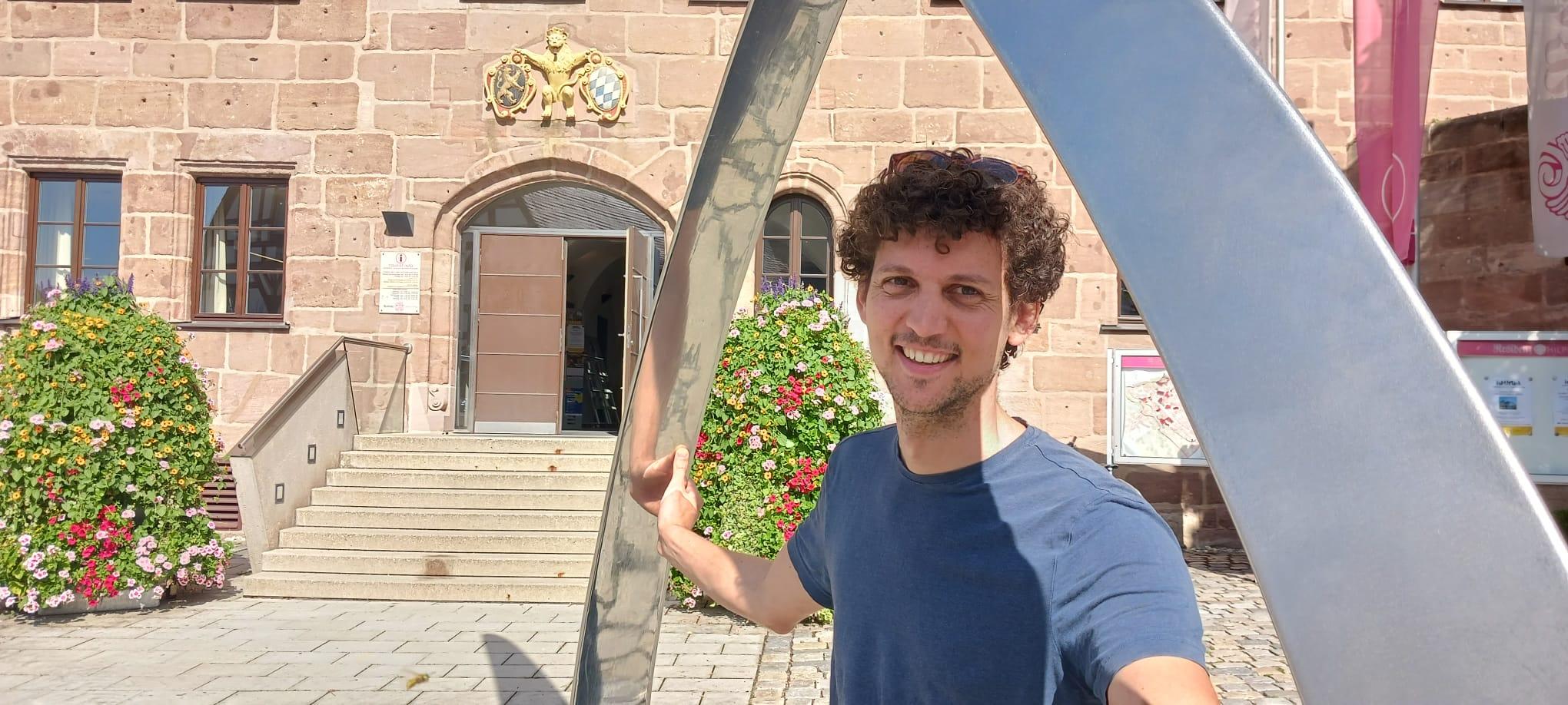 Brutaler Mord in Hilpoltstein: Krimiautor Lars Sommer nimmt uns mit an den Tatort von "Reichswald"