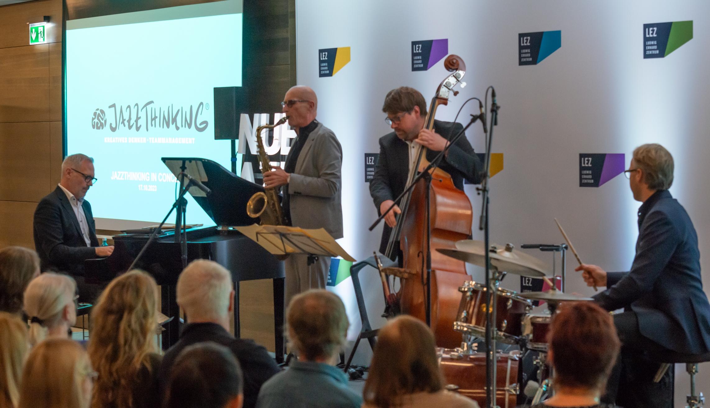 "Jazz Thinking": So bringt Thilo Wolf in Fürth Musik- und Businesswelt zusammen