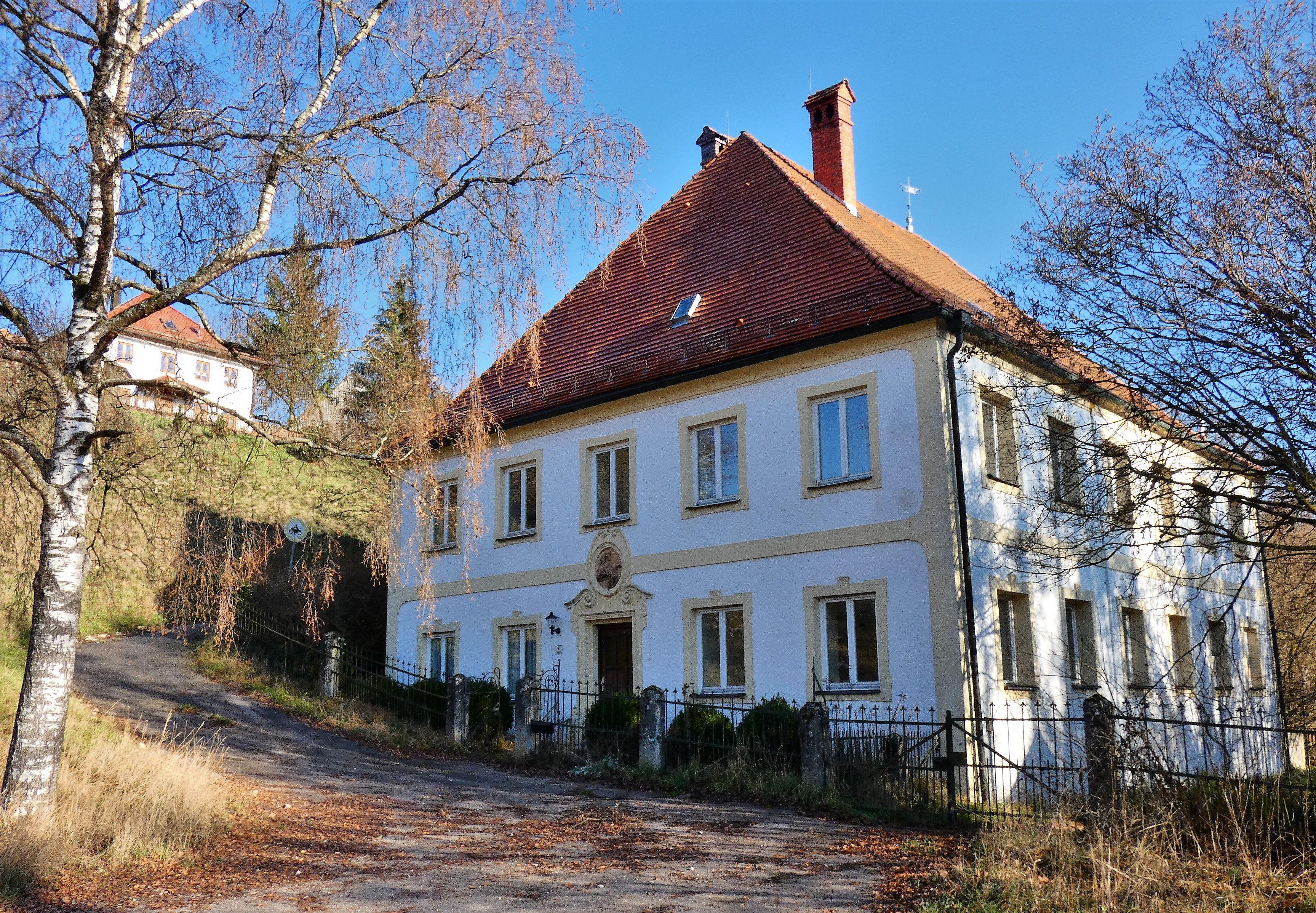 Neues Leben im denkmalgeschützten Pfarrhaus in Wissing
