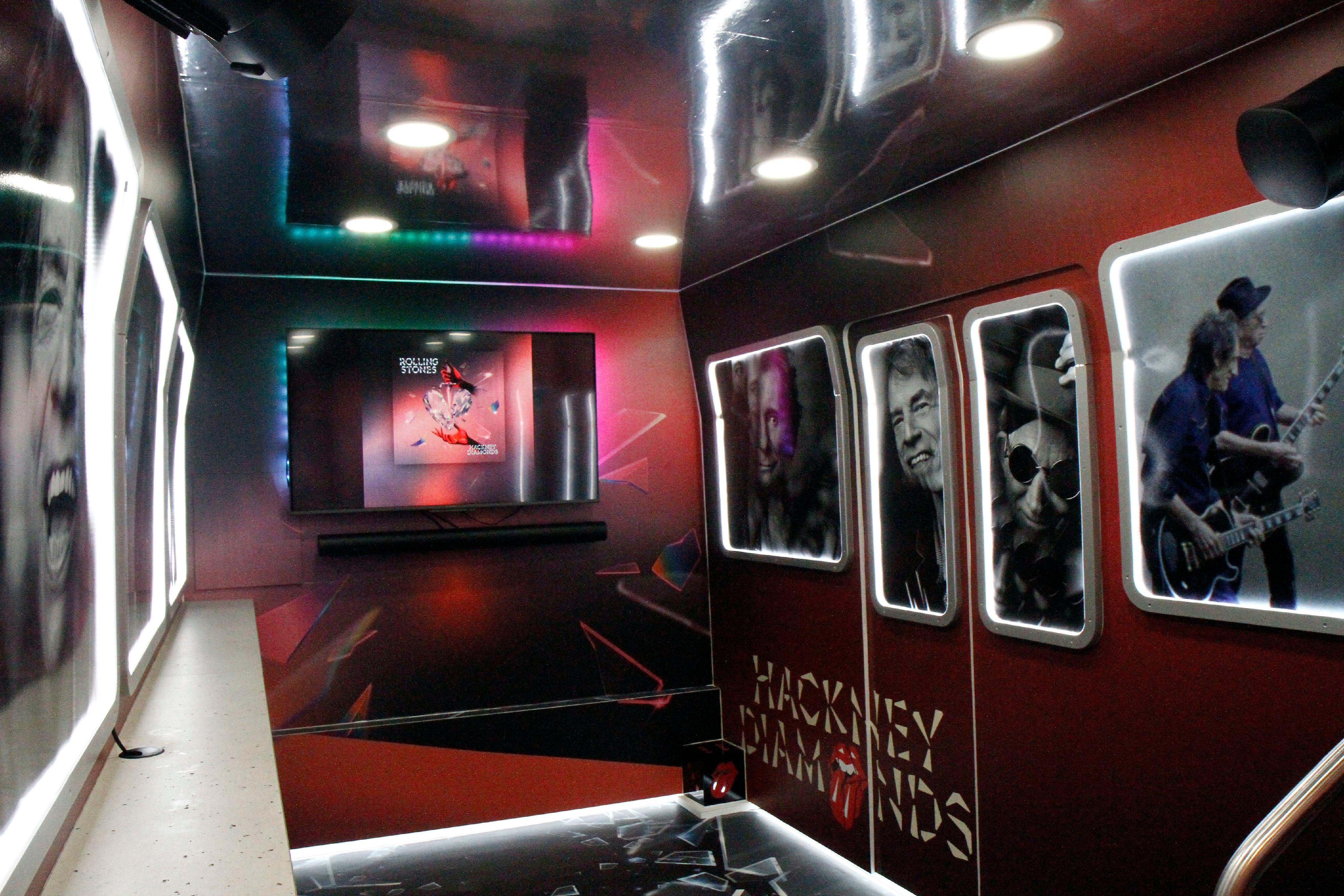 Der Rolling-Stones-Bus machte Station in Nürnberg