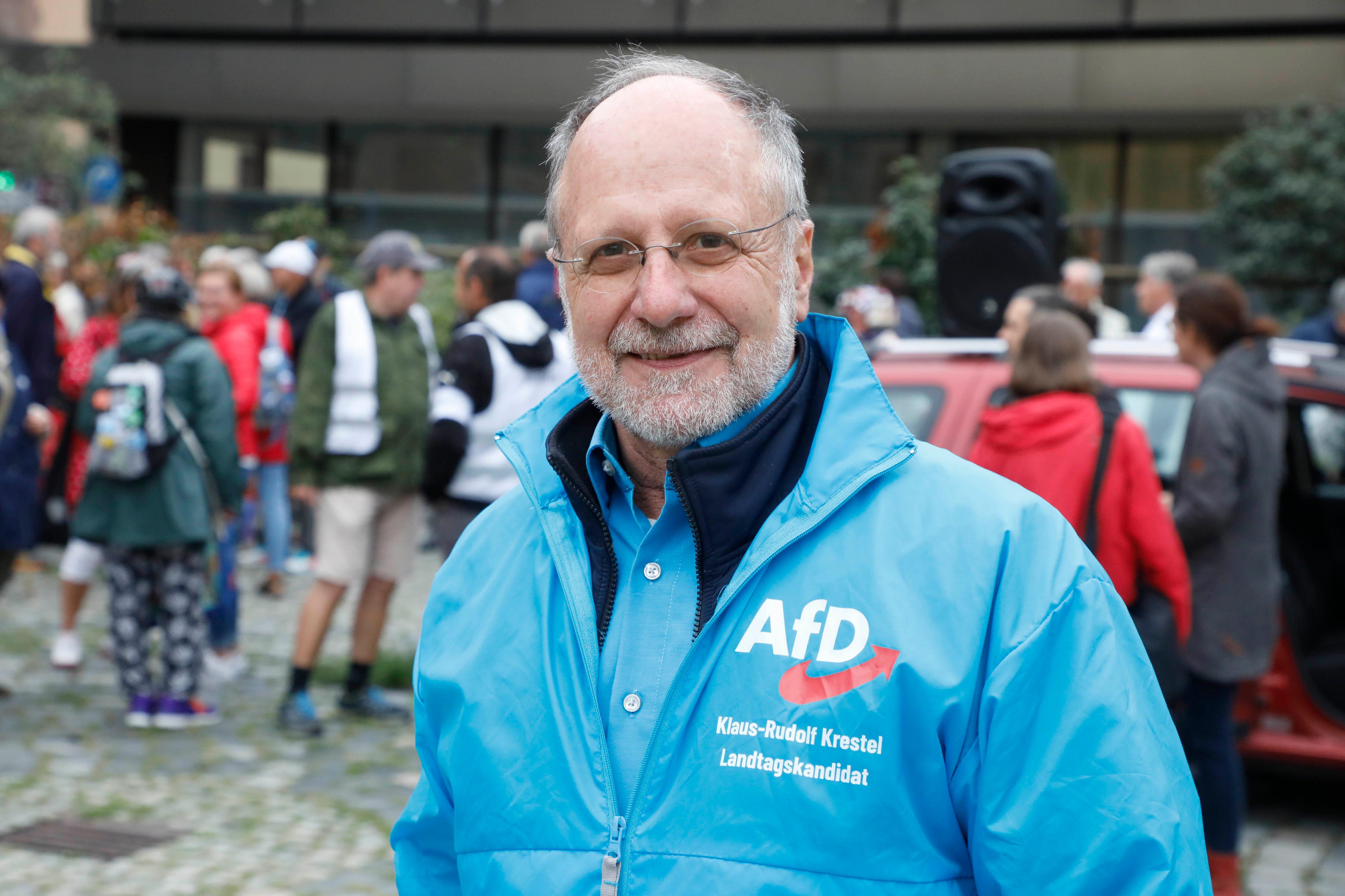Nürnberger AfD-Stadtrat Klaus Krestel postet EU-Karte ohne Deutschland ...