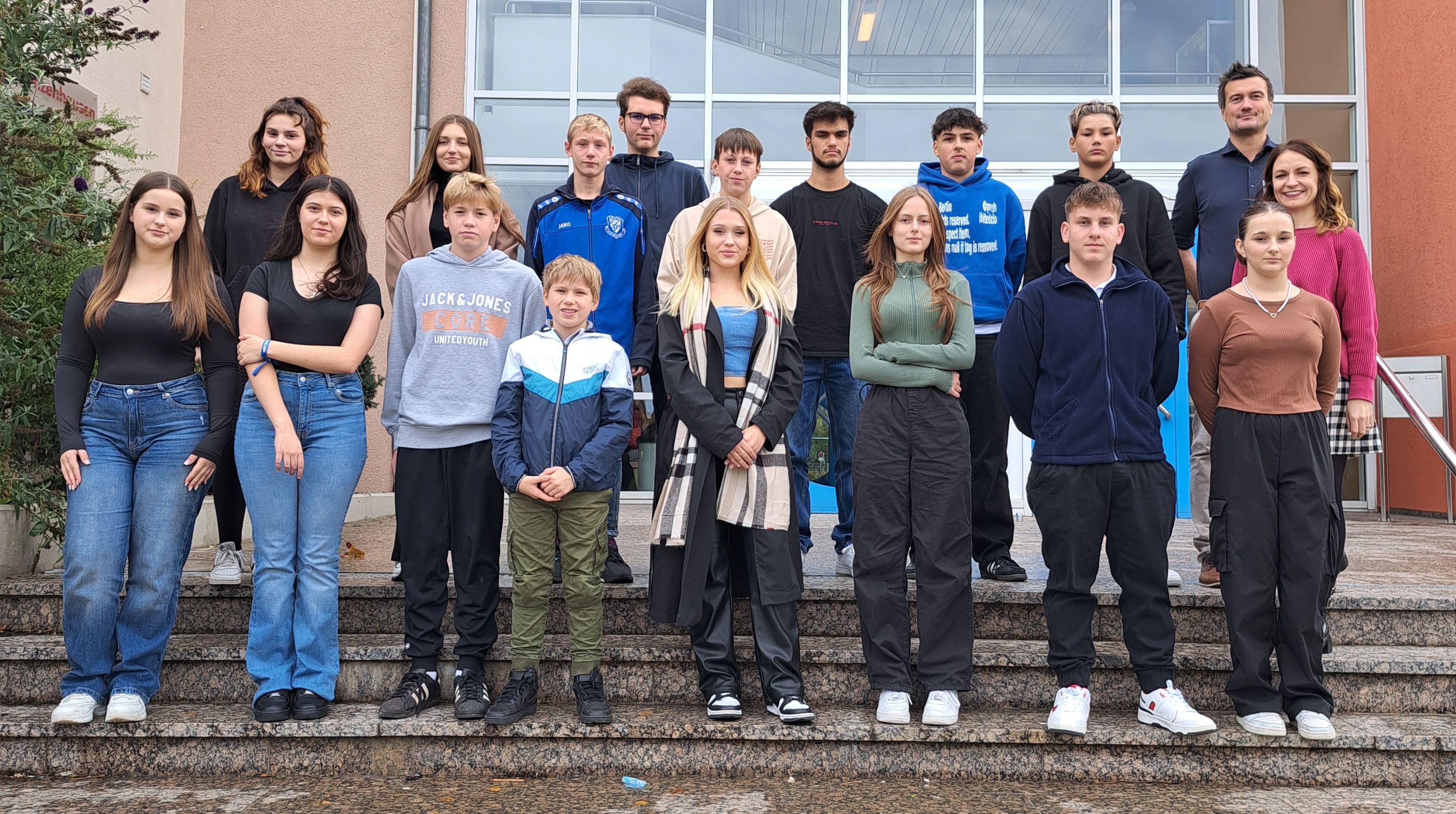 An der Stephani-Mittelschule in Gunzenhausen wurden die neuen Landkreis ...