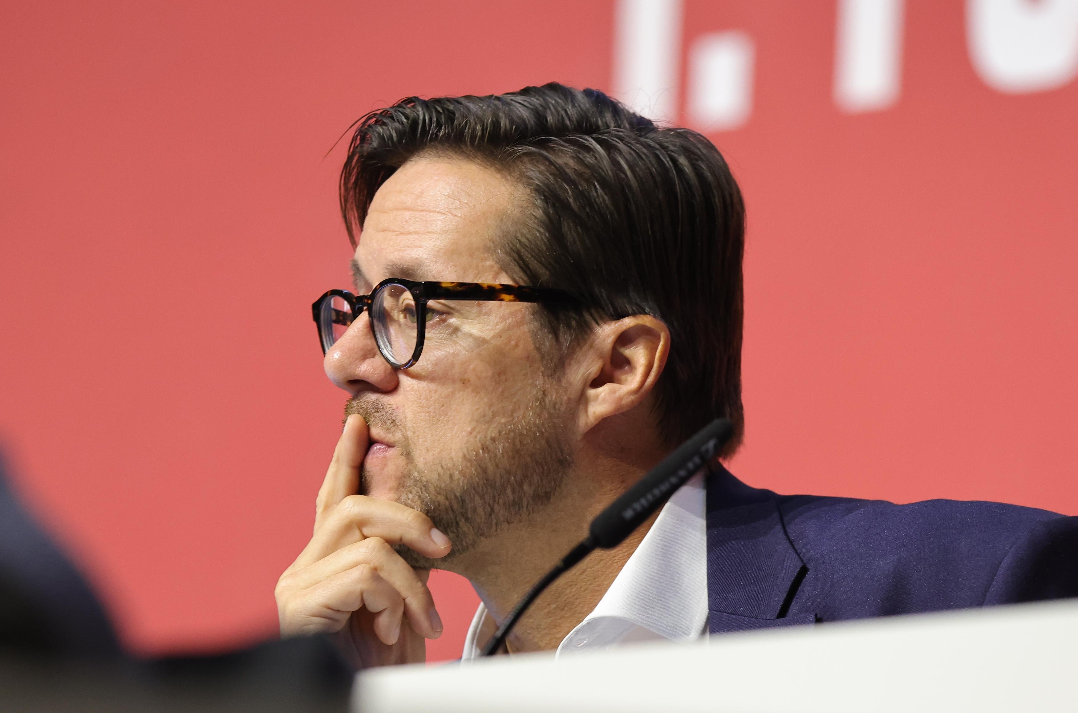 Ein Ex-Vorsitzender und zwei Ex-Profis: Das waren die Kandidaten für ...