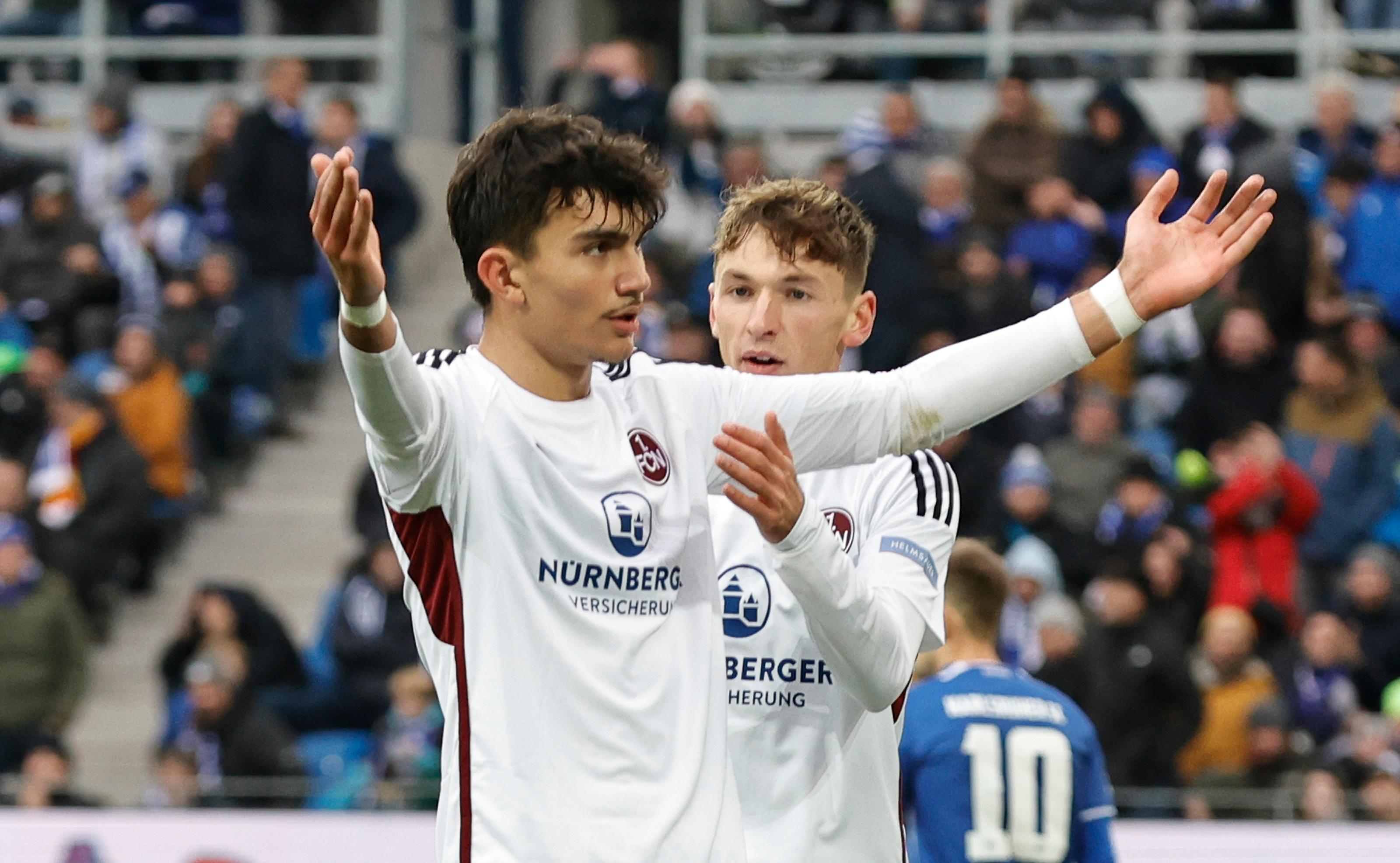 Wenn Bierbecher fliegen: So denkt Club-Trainer Fiél über Uzuns ...