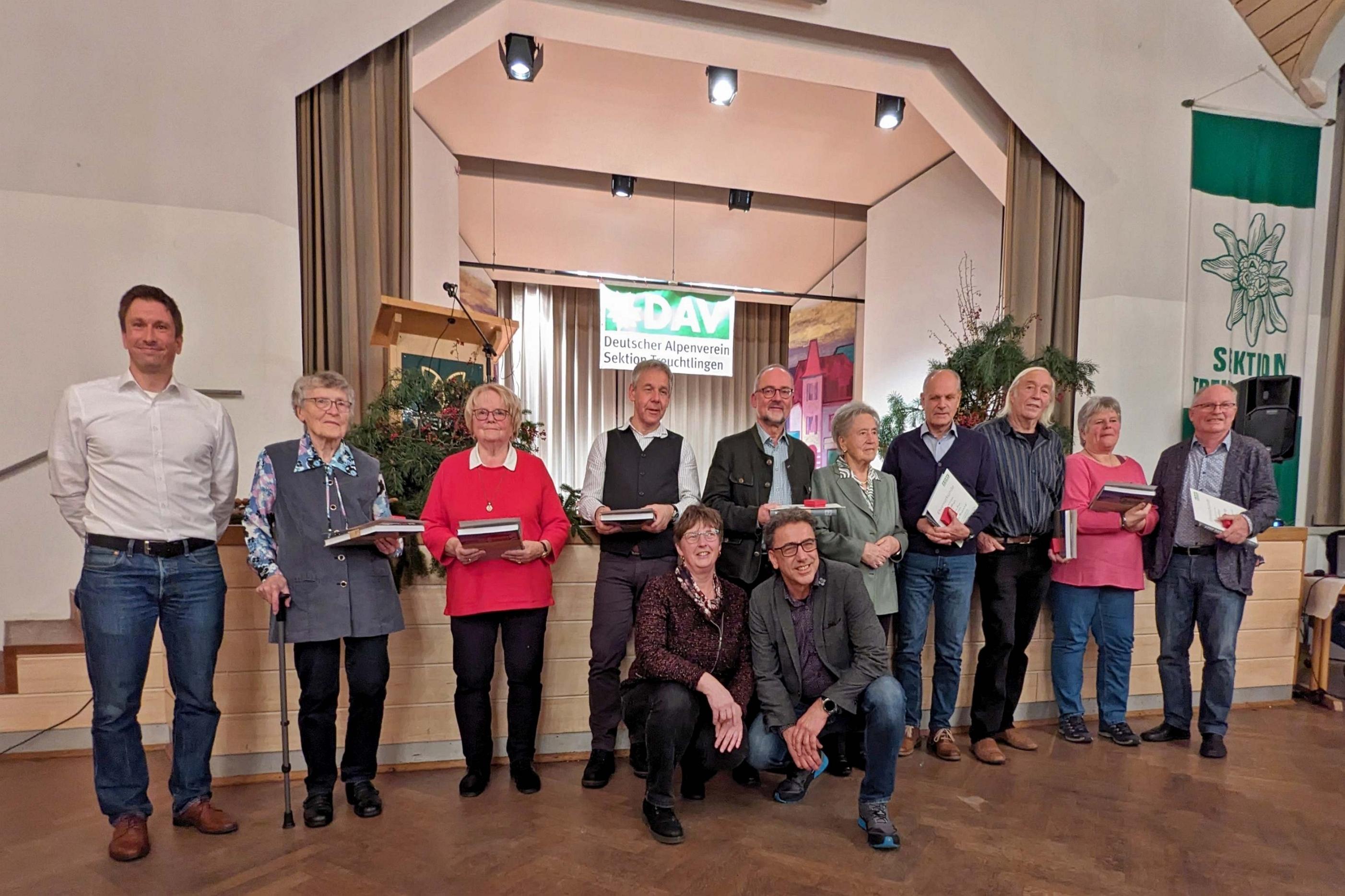 Ein Treuchtlinger Bergfreund ist schon seit 70 Jahren Mitglied beim ...