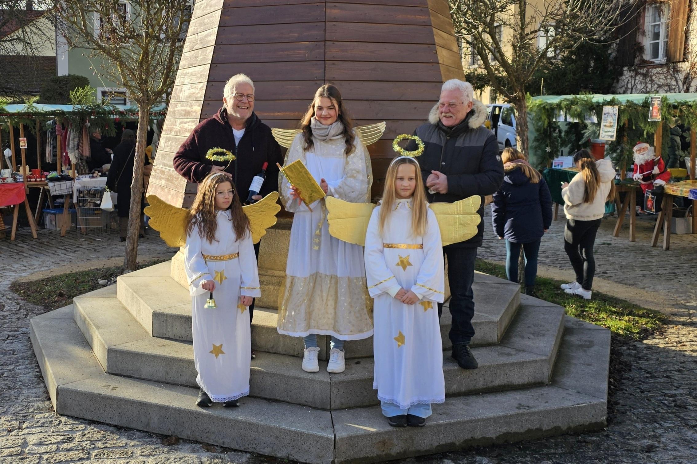 Weihnachtsmarkt in Markt Berolzheim: Besucher ergattern ...