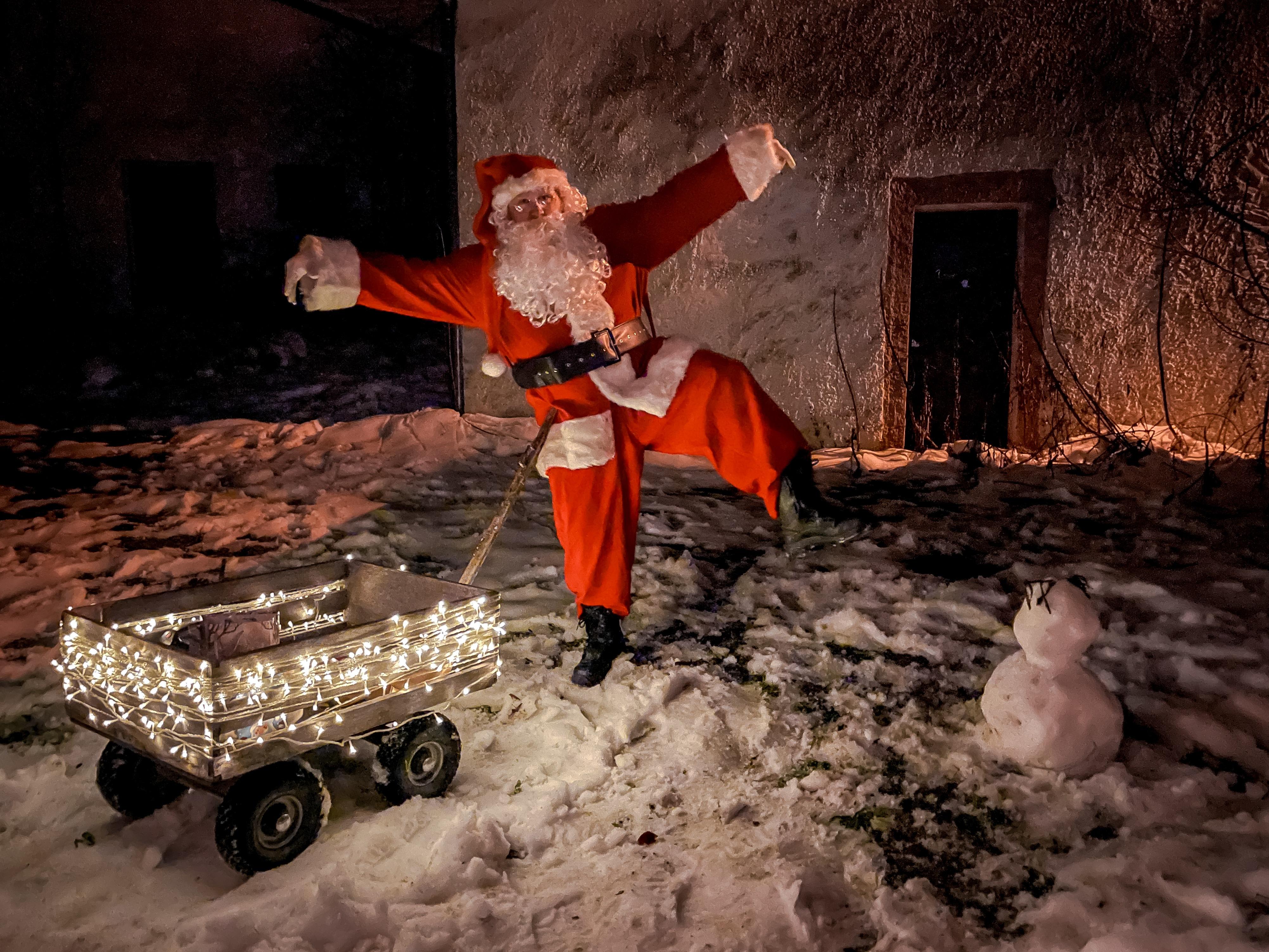 Almos und seine 85 Einwohner: Wie ein Ort dank der "Almoser Mamis ...