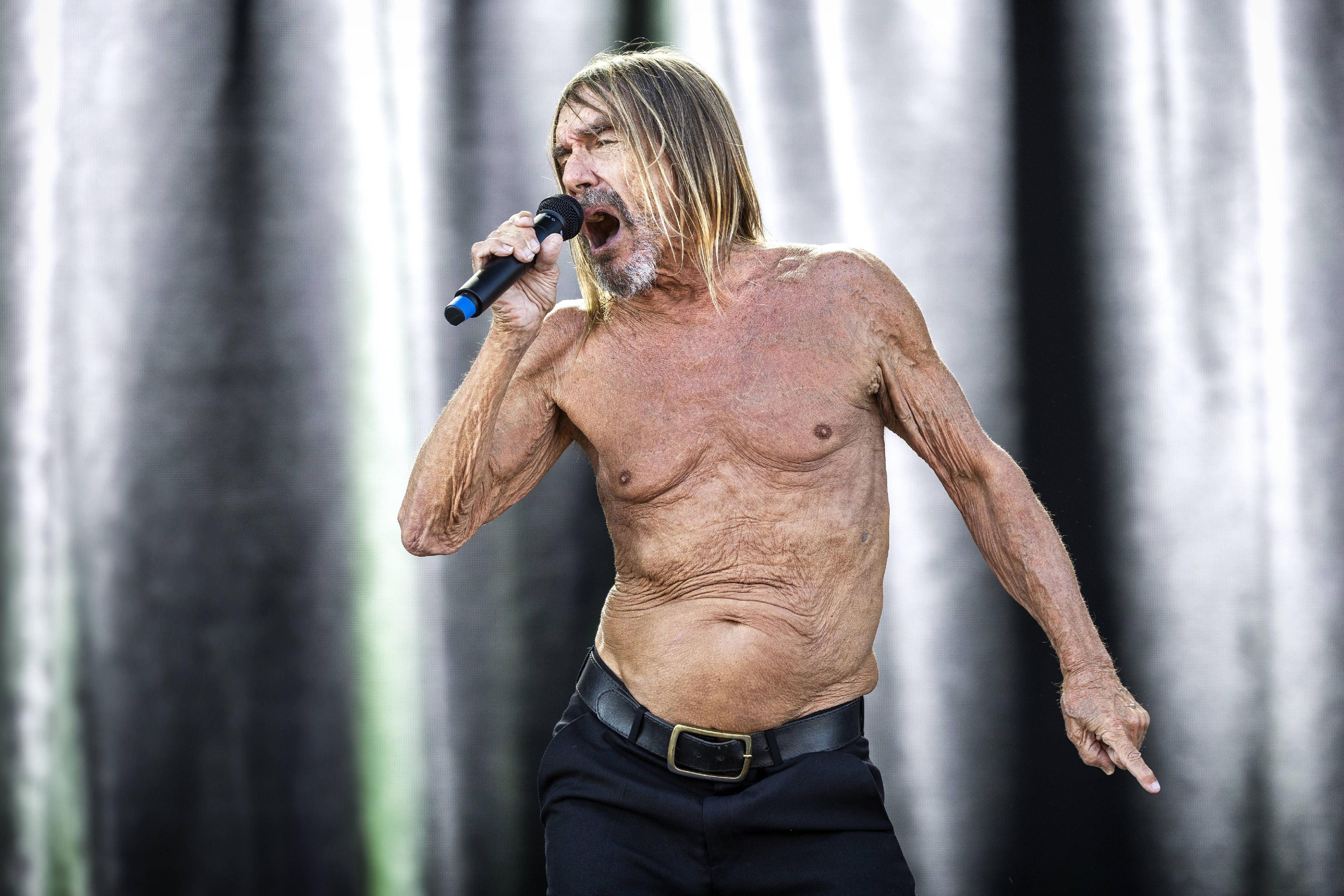 "Oben ohne" auf der Bühne? In Bamberg wird das gar nicht gern gesehen