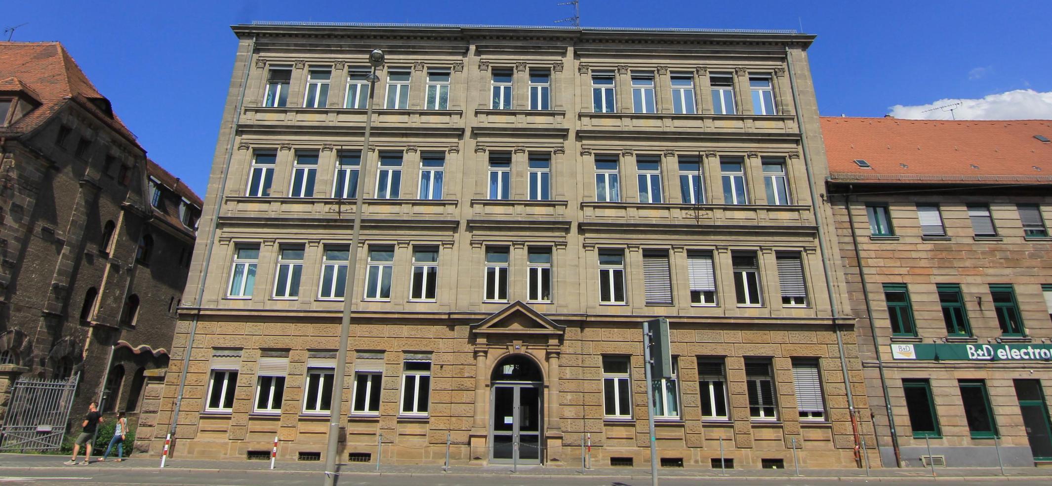 Weichen gestellt: Das Schliemann-Gebäude wird zum vierten Gymnasium in ...