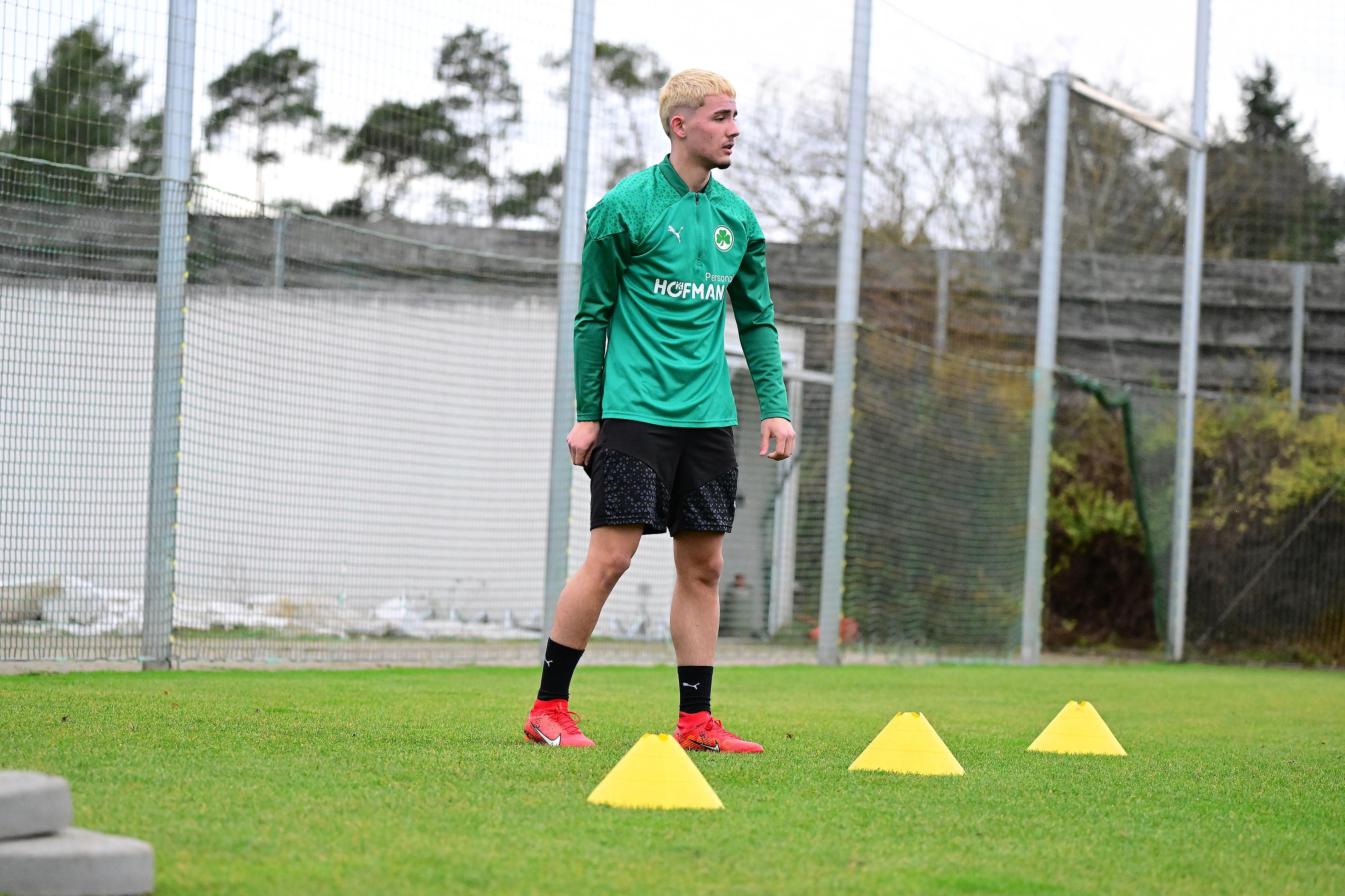 SpVgg Greuther Fürth bindet Adem Imeri langfristig